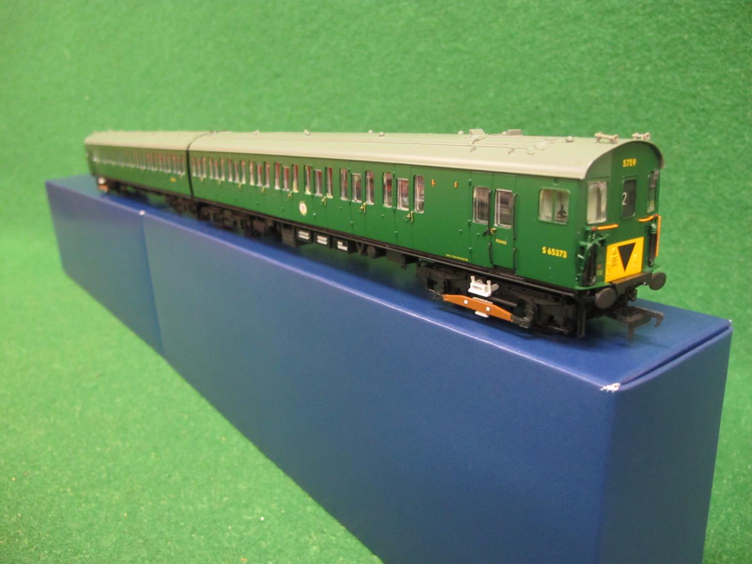 Bachmann OO scale Class 416 two car EMU in BR Southern Region green ...