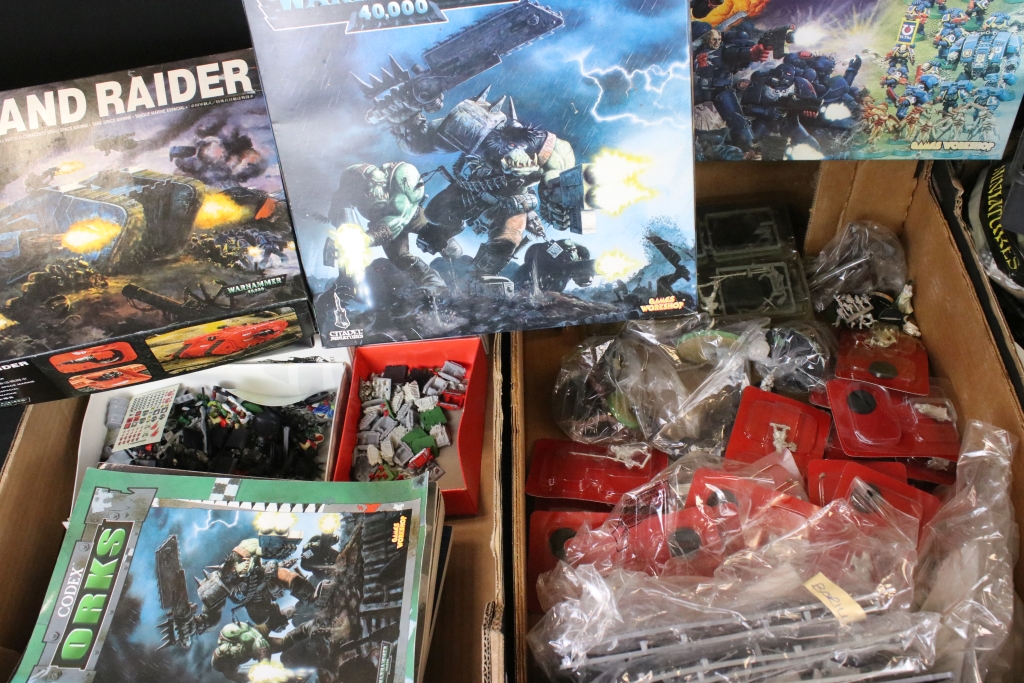 Games Workshop / Fantasy Gaming - Large Collection of boxed and unboxed ...