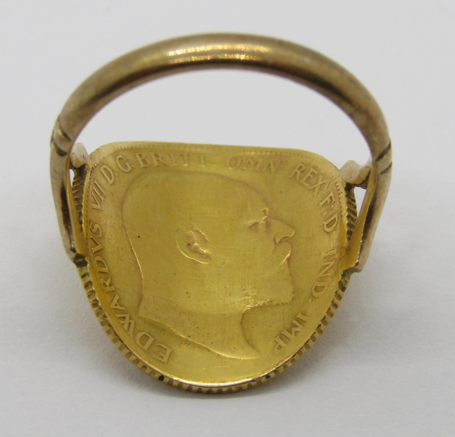 9ct 1908 half sovereign ring, size L, 4.9g