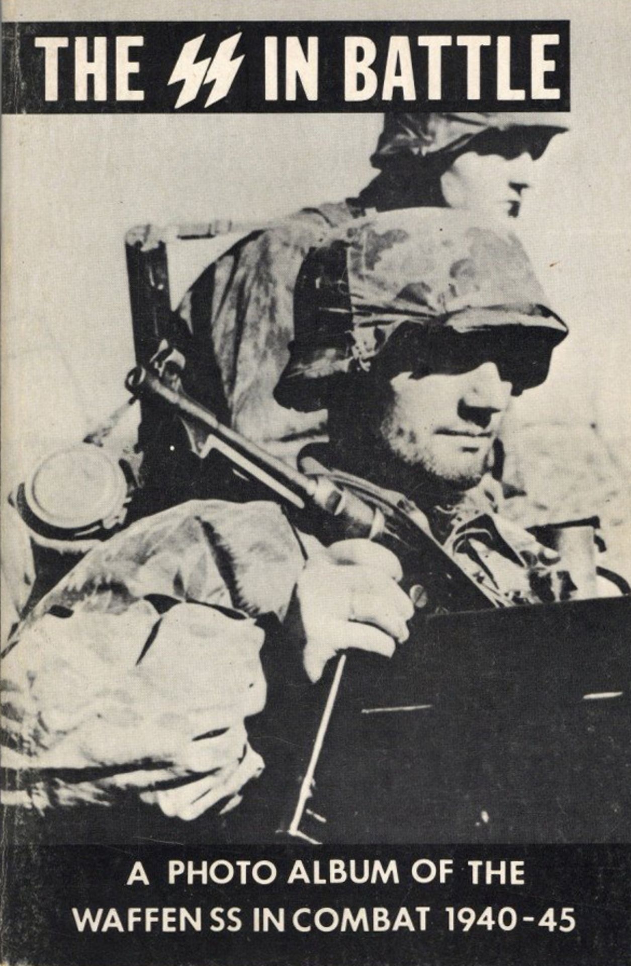SS WK II Buch The SS in Battle Verlag The Military Press 1970 ...
