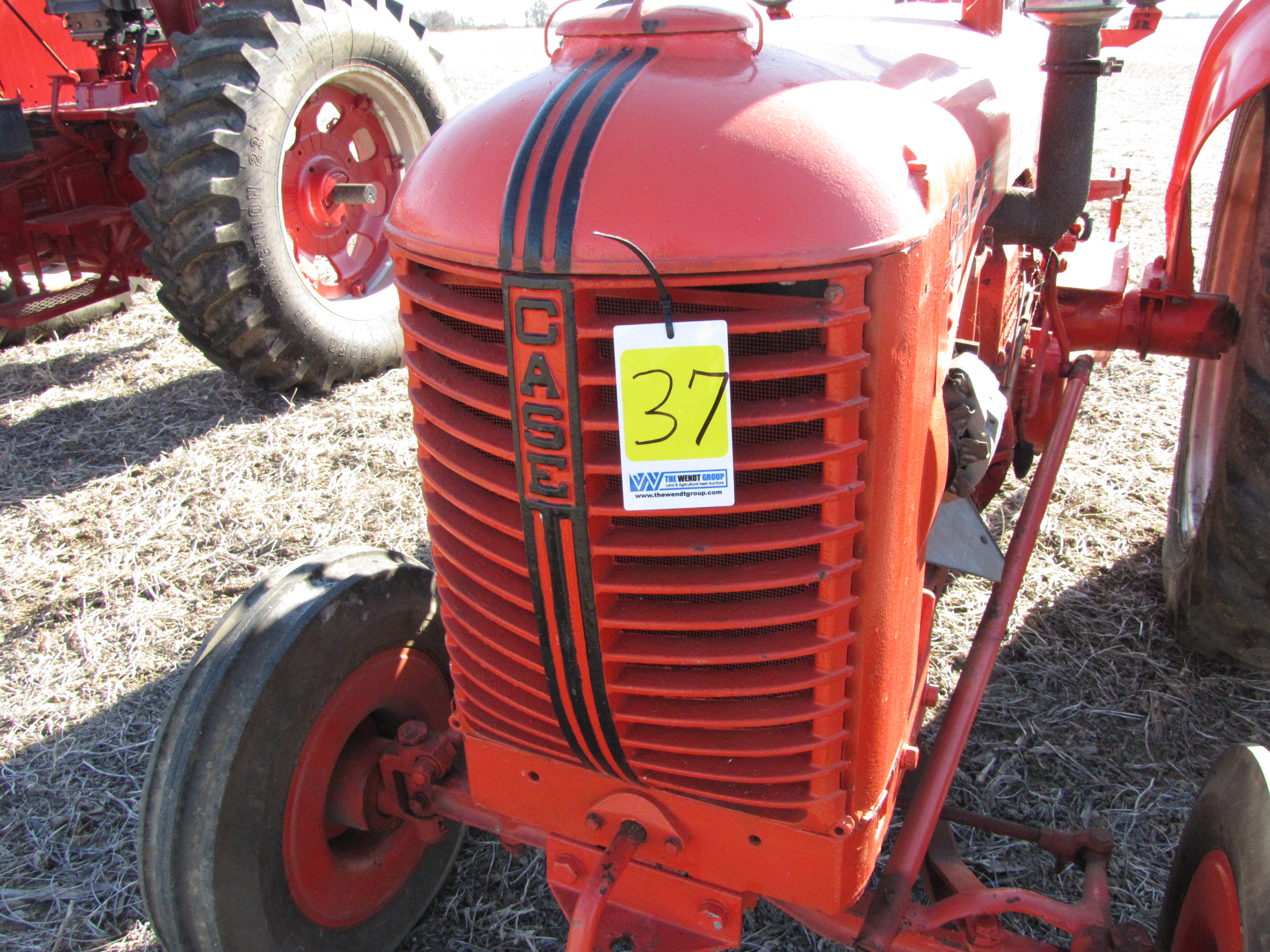 Case DC4 tractor, WF, gas, standard, 3-pt, (2) hyd remotes, hand clutch ...