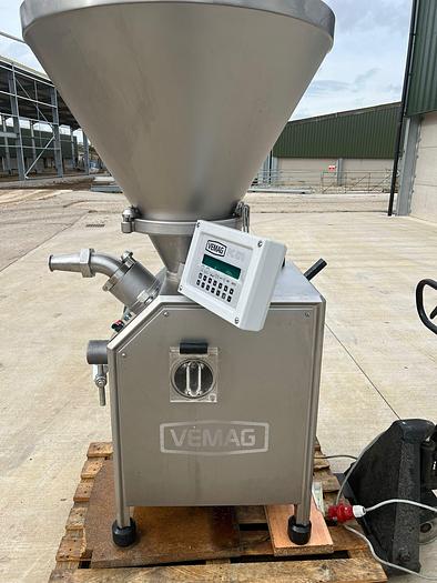 1 x Vemag Robot 500 vacuum filler Complete with double screw and ...