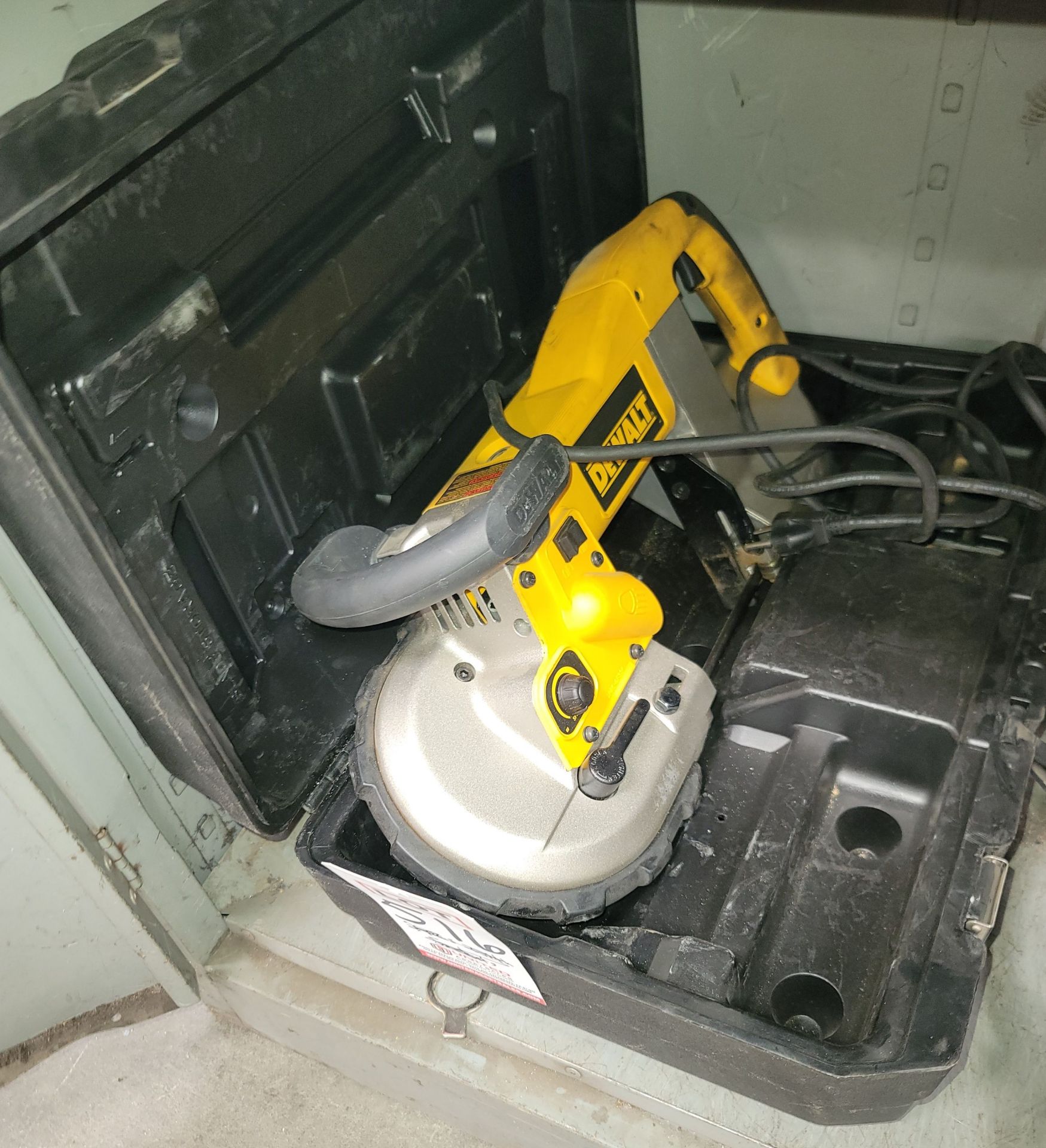 DEWALT D28770 4-3/4" HEAVY DUTY DEEP CUT VARIABLE SPEED PORTABLE BAND ...