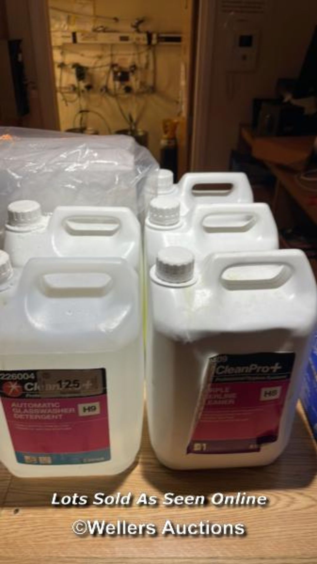 LARGE QUANTITY OF PURPLE BEER LINE CLEANER AND DISHWASHER DETERGENT ...