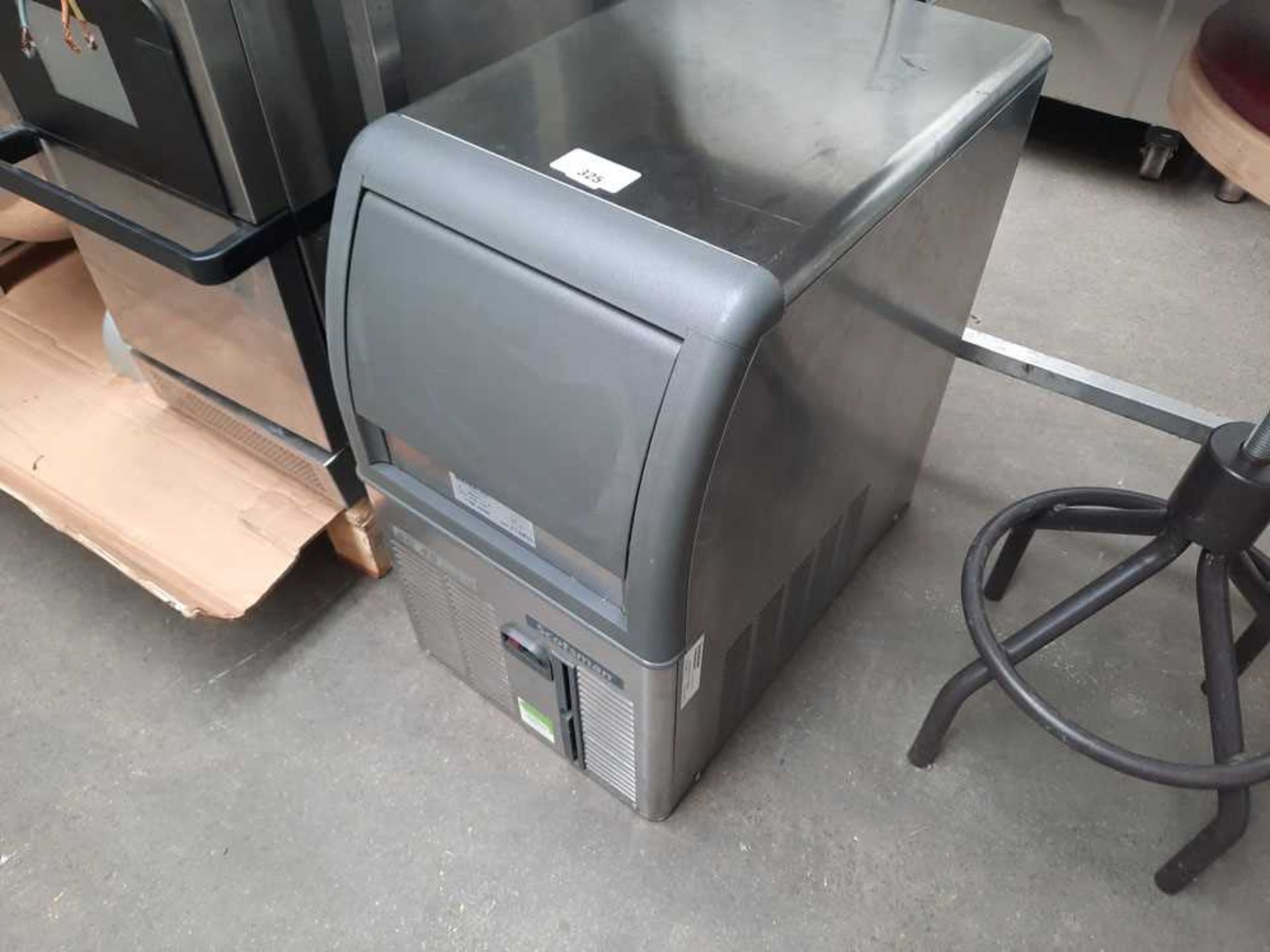 +VAT 40cm Scotsman model EC46 Easy Fit ice machine