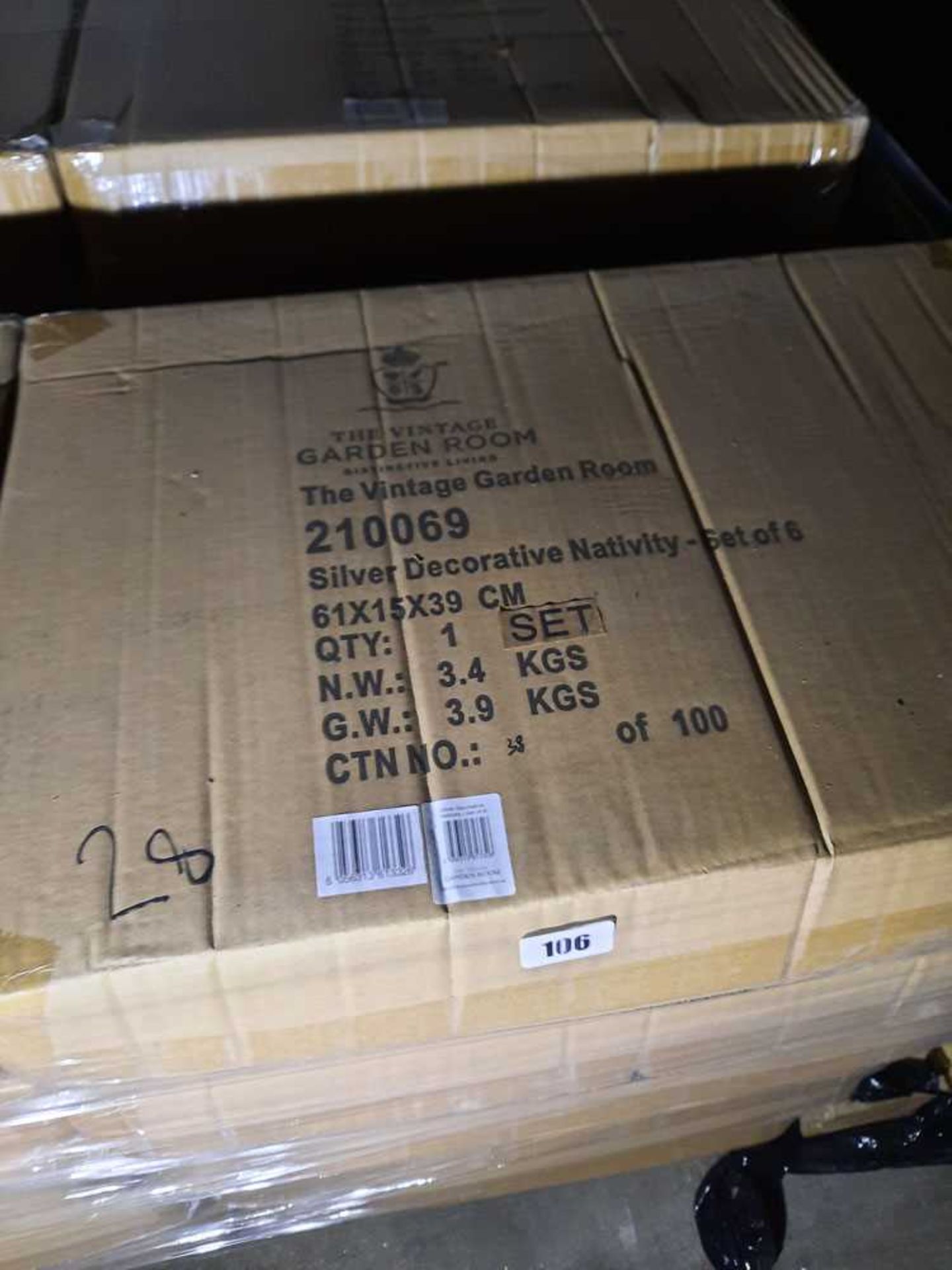 +VAT Pallet of 28 Cartons of 1, (a total of 28) Silver Decorative ...