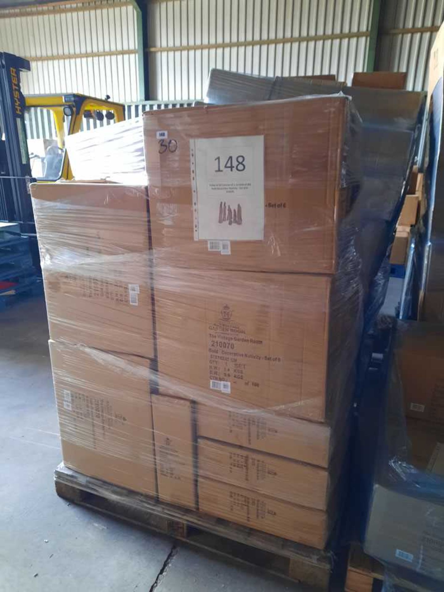 +VAT Pallet of 30 Cartons of 1, (a total of 30) Gold Decorative ...