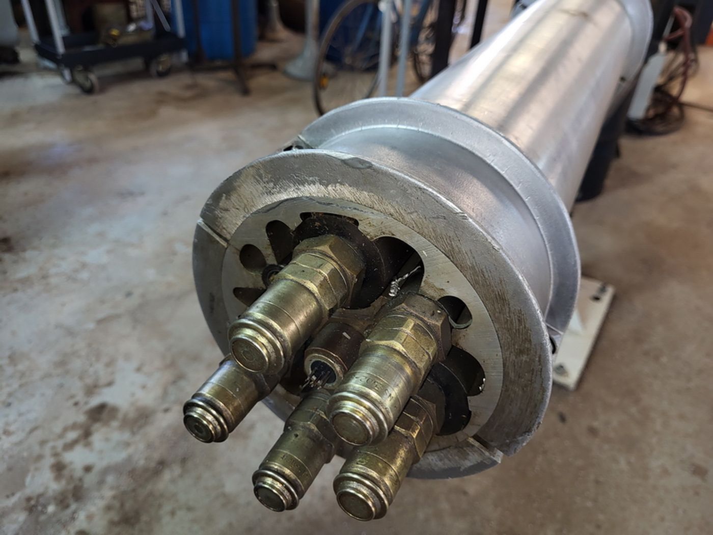 LNS Super Hydrobar Feeder System; with Heavy Duty Hydraulic System, 200 ...