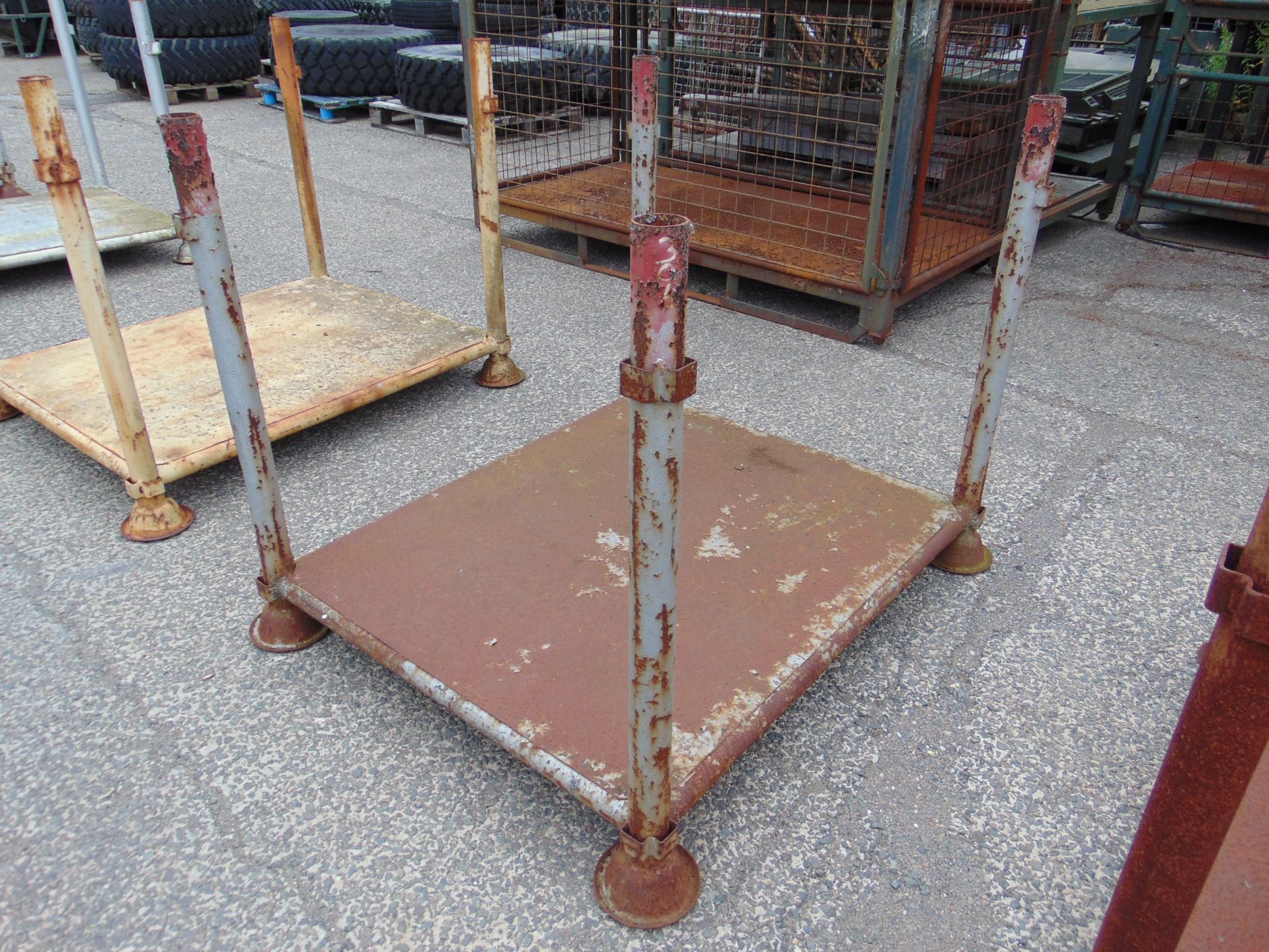 Standard MoD Heavy Duty Steel Stacking Stillage, Fixed Tubular Corner ...