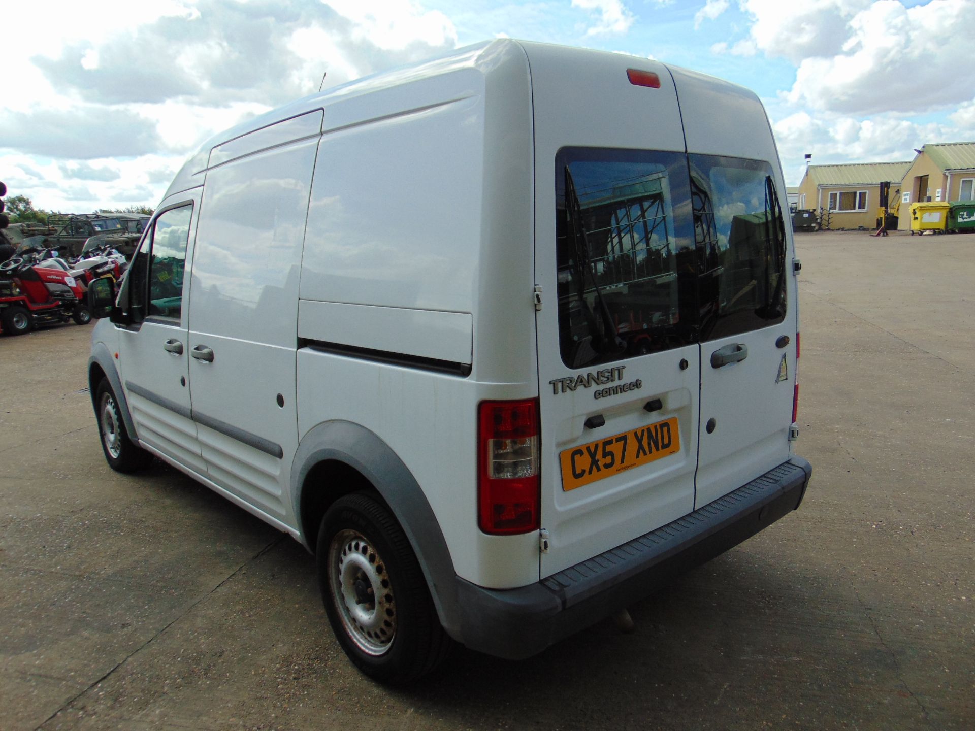 2007 Ford Transit Connect T230L Panel Van ONLY 57,737 MILES! Starts ...