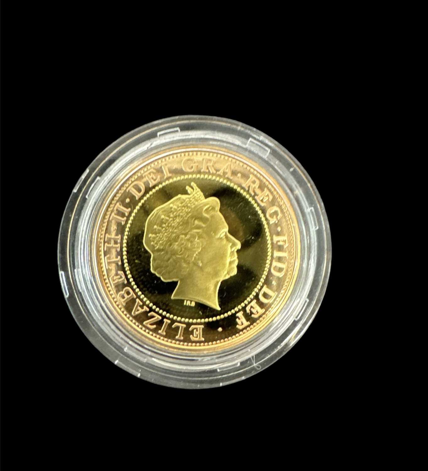 THE ROYAL MINT; the 2001 United Kingdom Gold Proof Three-Coin Sovereign ...