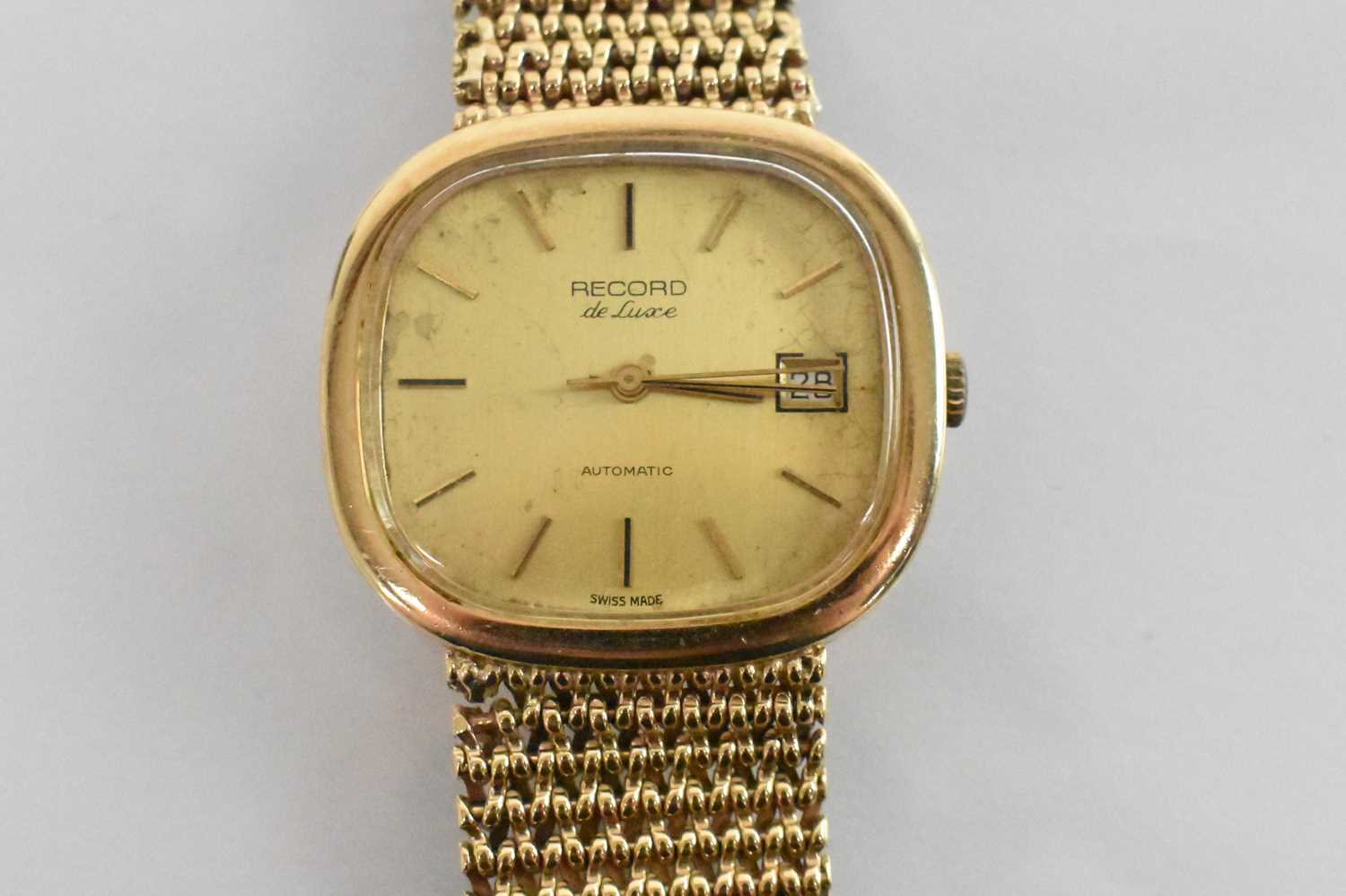 RECORD; a 9ct yellow gold De Luxe automatic gentleman's wristwatch ...