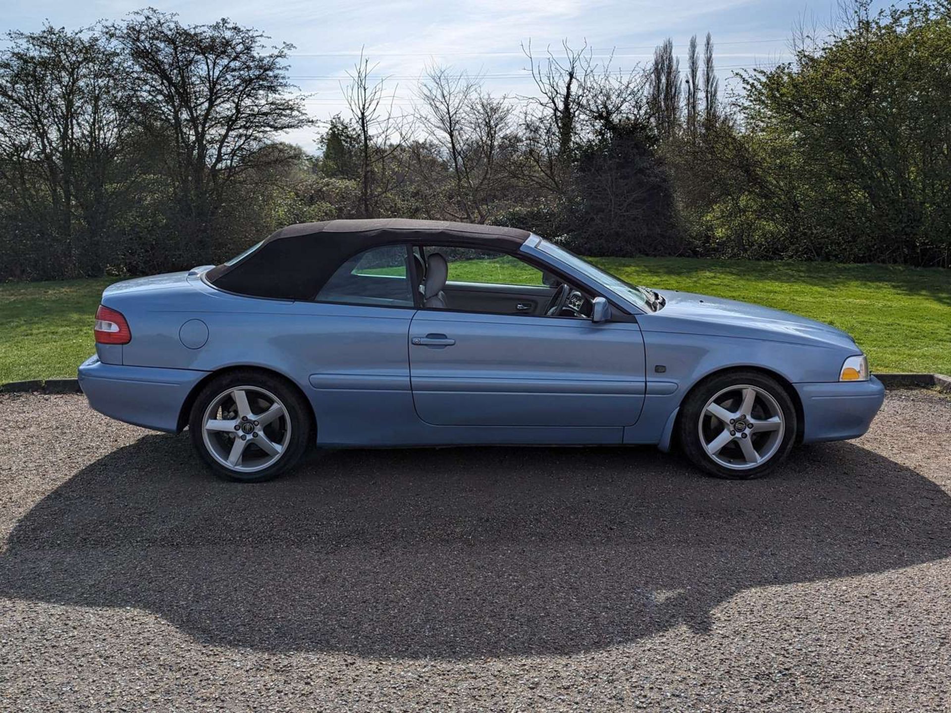 Make & Model:Volvo , C70 T GT Date of Reg:OE54UTX Colour:Blue cc:2435 ...