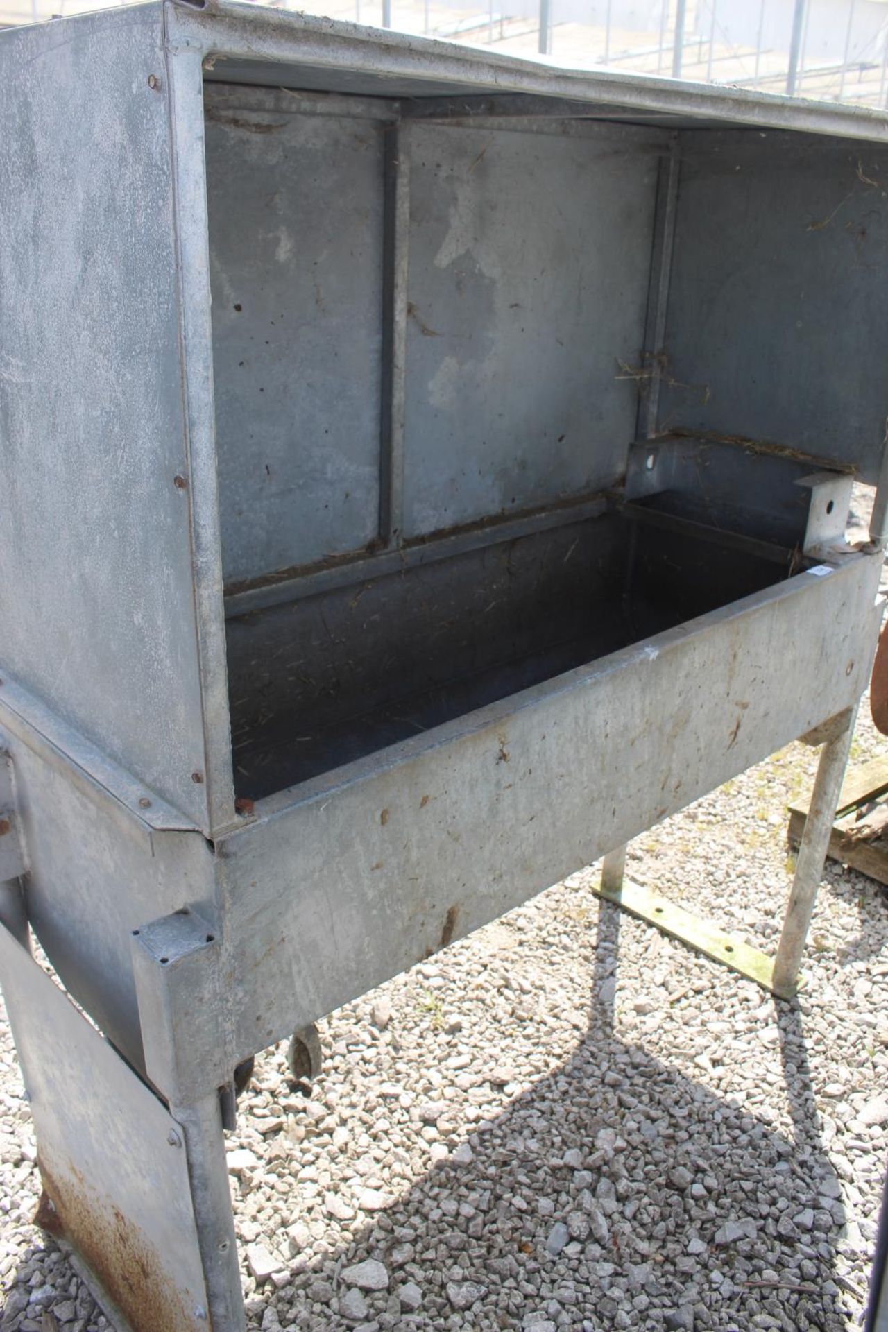 WATER TROUGH COVERED NO VAT