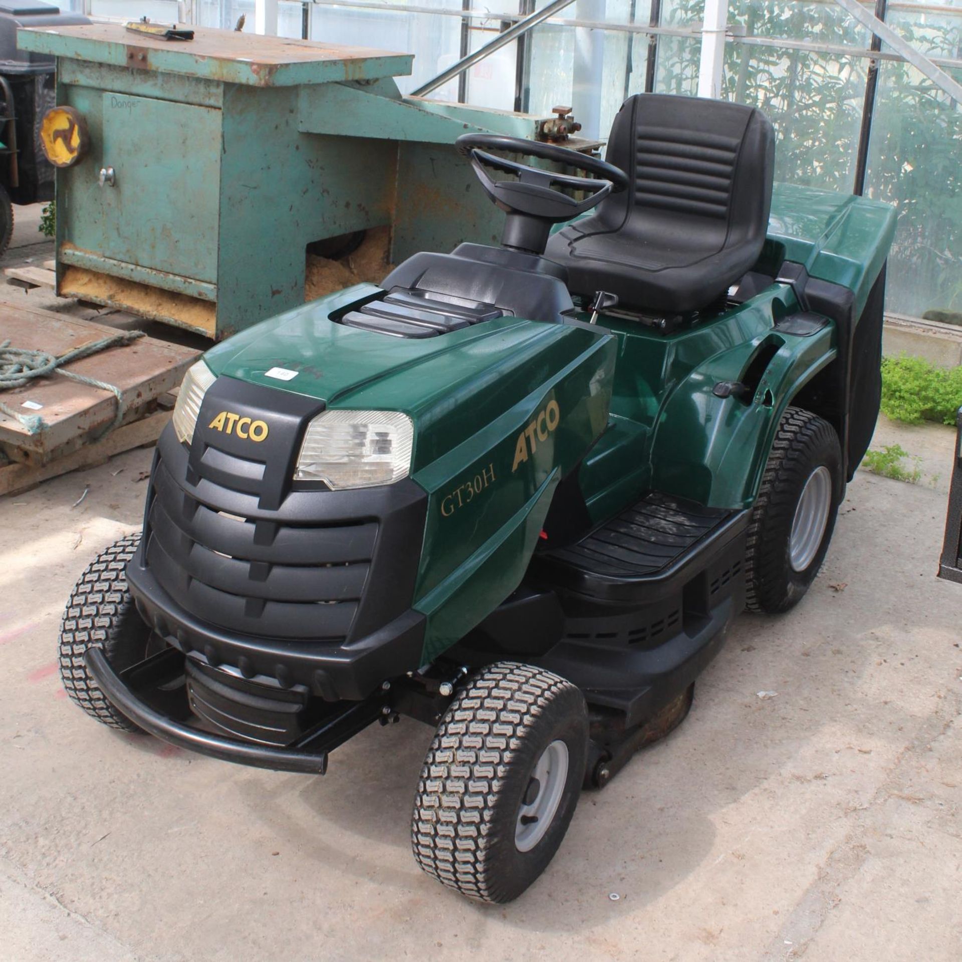ATCO GT 30H RIDE ON MOWER NO VAT