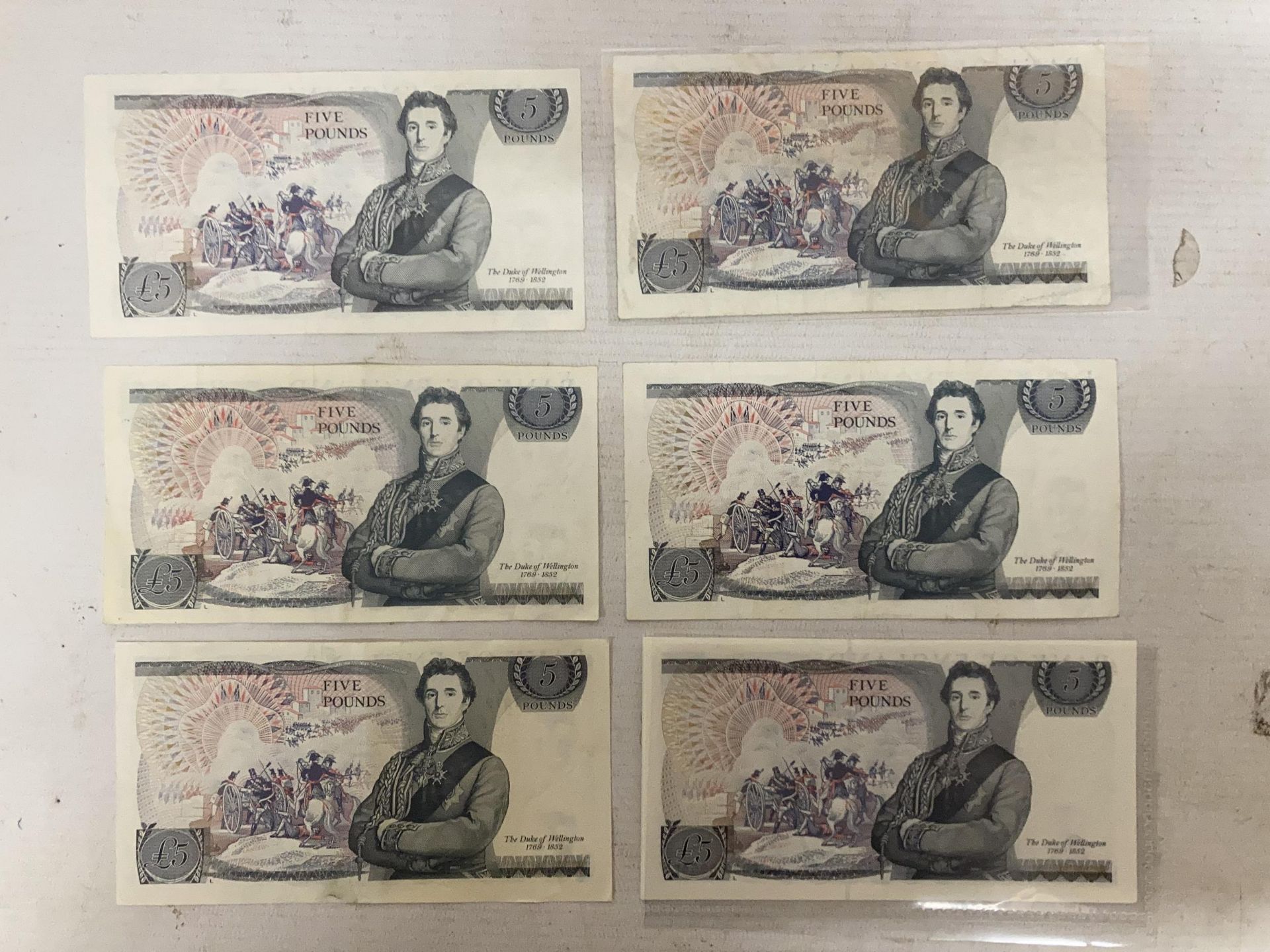 SIX BANK OF ENGLAND FIVE POUND NOTES FOUR SIGNED BY CHIEF CASHIER PAGE ...