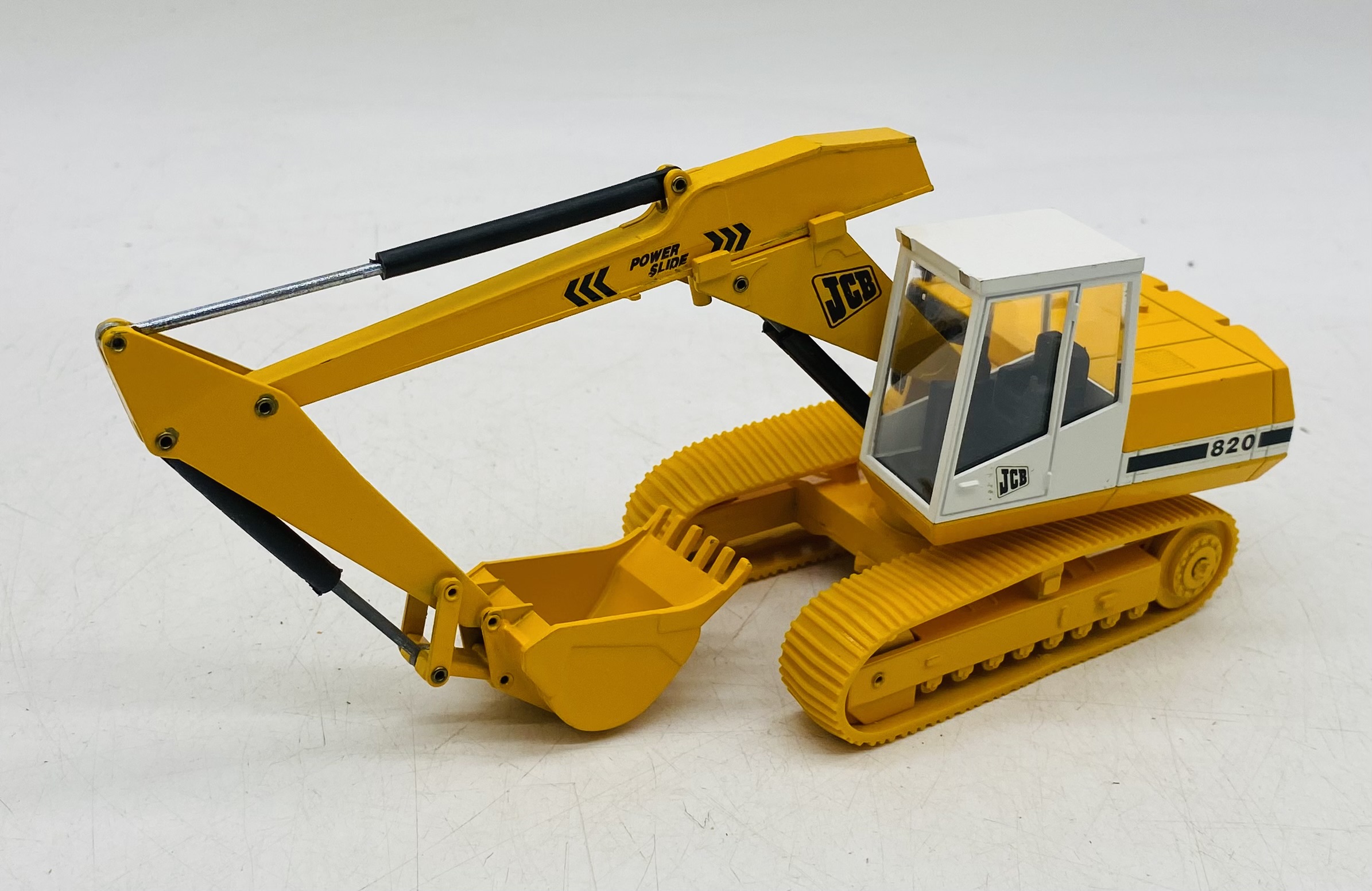 A boxed NZG Models 820 JCB Crawler Excavator die-cast model (1:35 scale ...