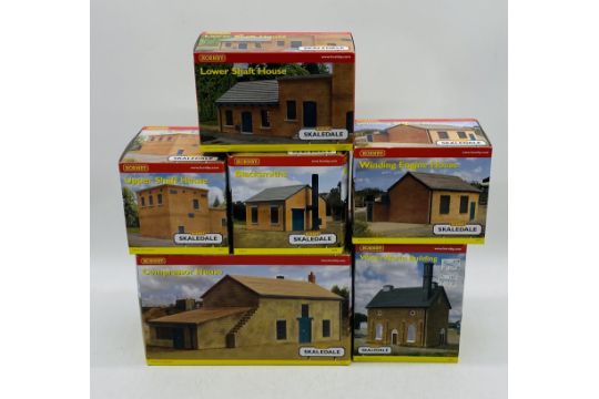 A collection of six boxed Hornby Skaledale OO gauge buildings including ...