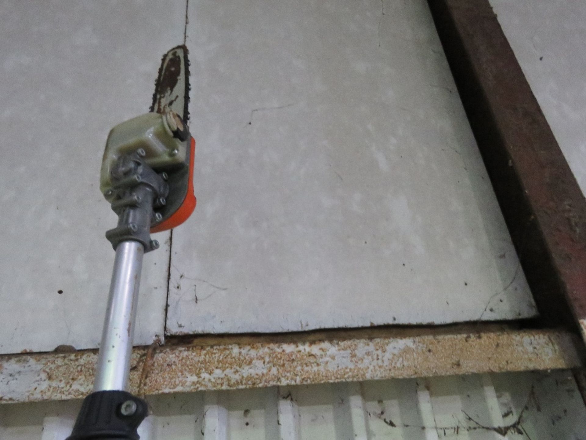 STIHL HT135 TYPE EXTENDING POLE PRUNING SAW