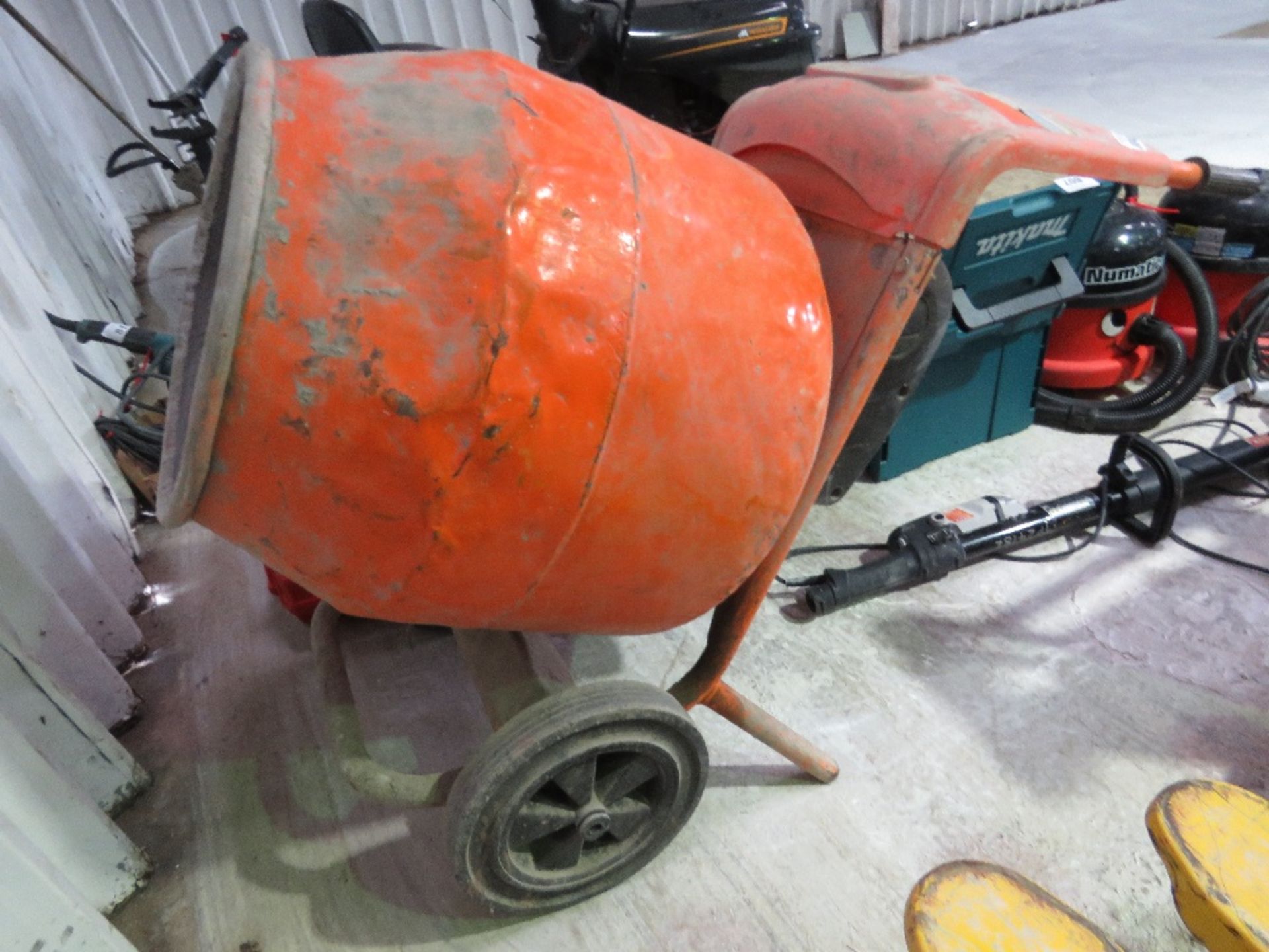 BELLE 110VOLT MINI CEMENT MIXER