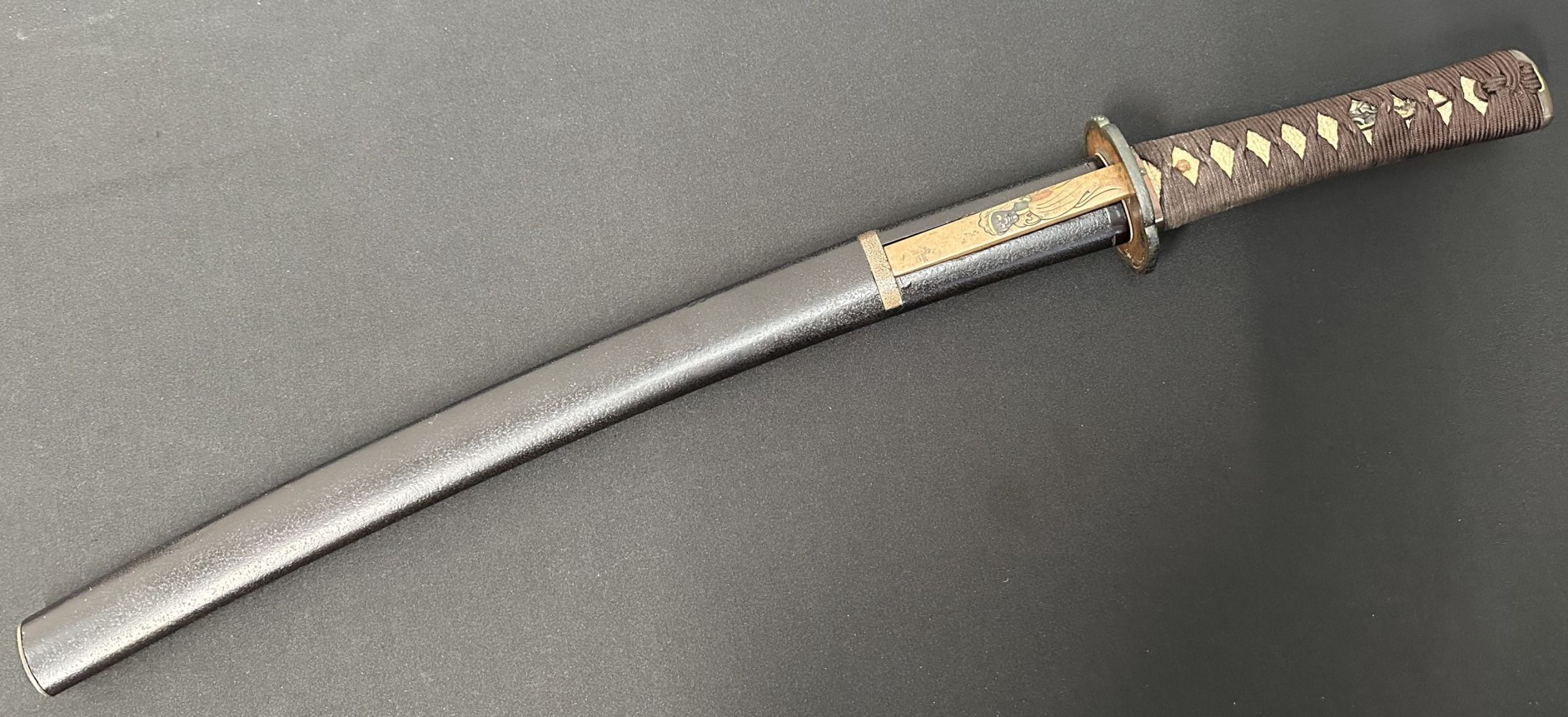 Japanese Wakizashi Sword with single edged double fullered blade 440mm ...