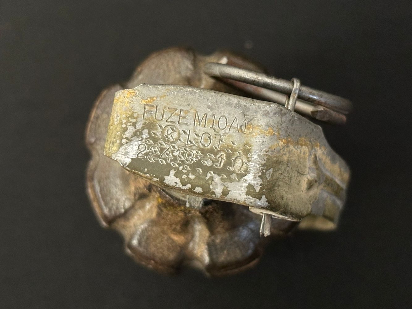 WW2 US MKII "Pineapple" Hand Grenade complete. Solid base to the cast ...