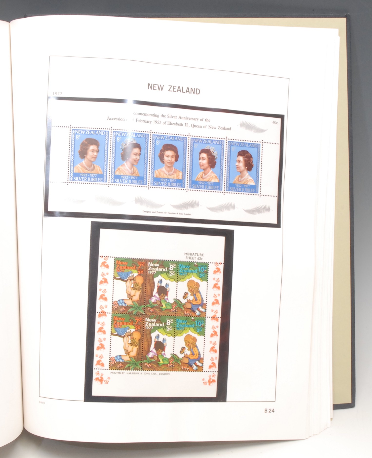 Stamps - New Zealand one country stamp album, QV - 1984, plenty of ...