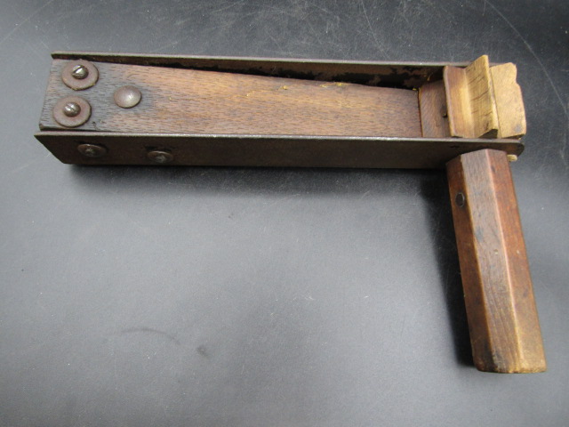 Wooden trench rattle ww2