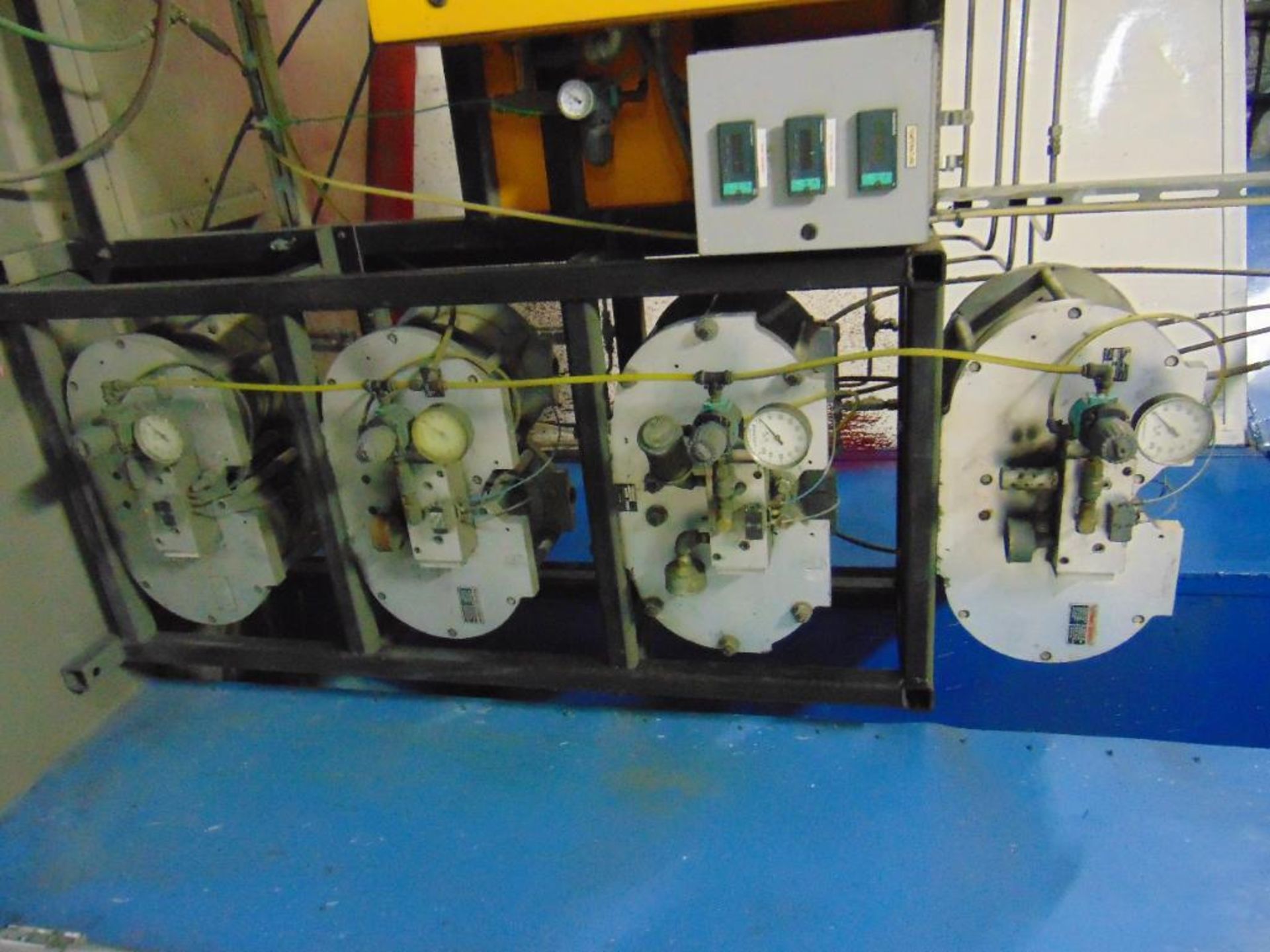 Graco Paint Pump and Mixer Setup , Includes 2 Graco Precision Mix II ...