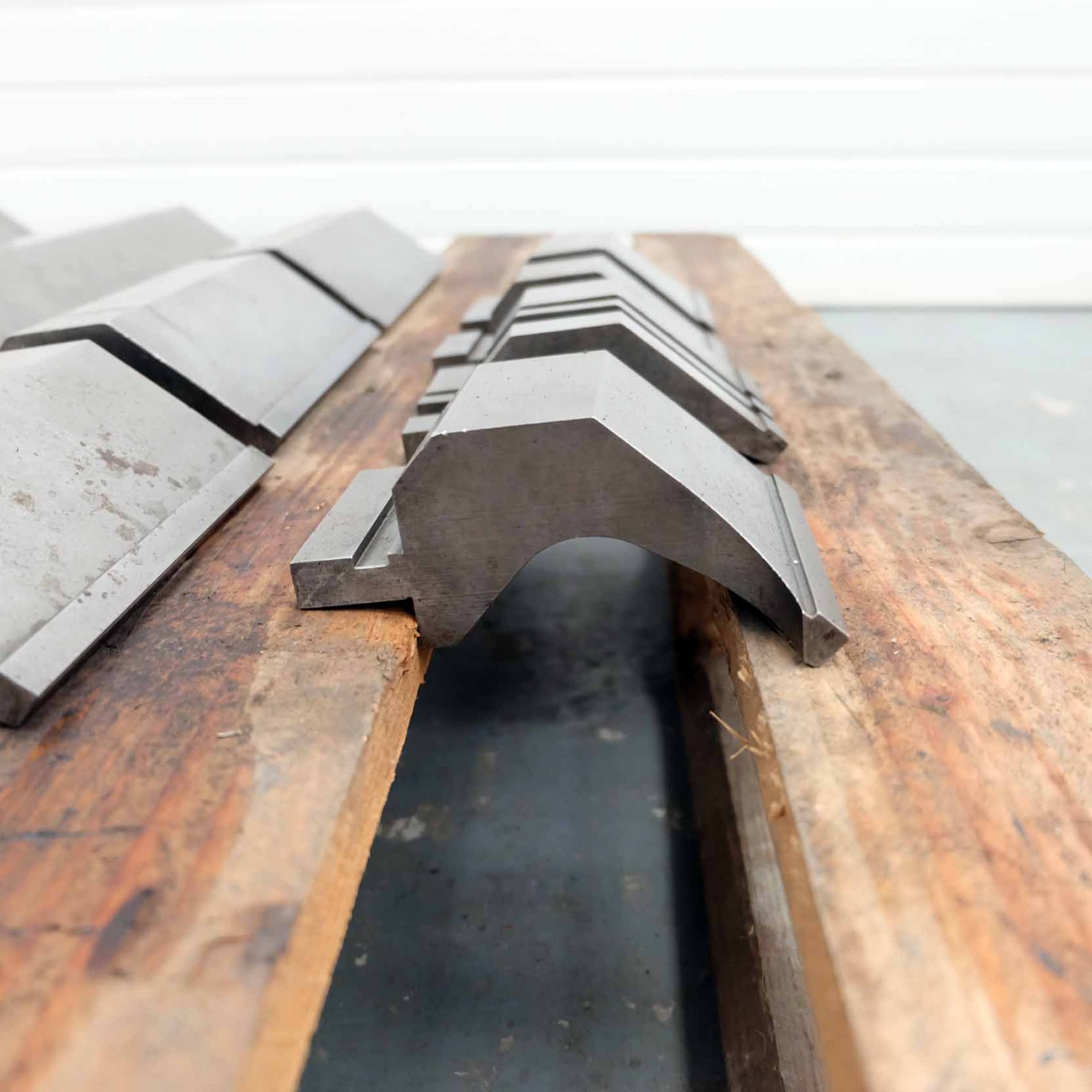 Set of Swan Neck Press Brake Top Tooling. Various Lengths. 835mm, 415mm ...