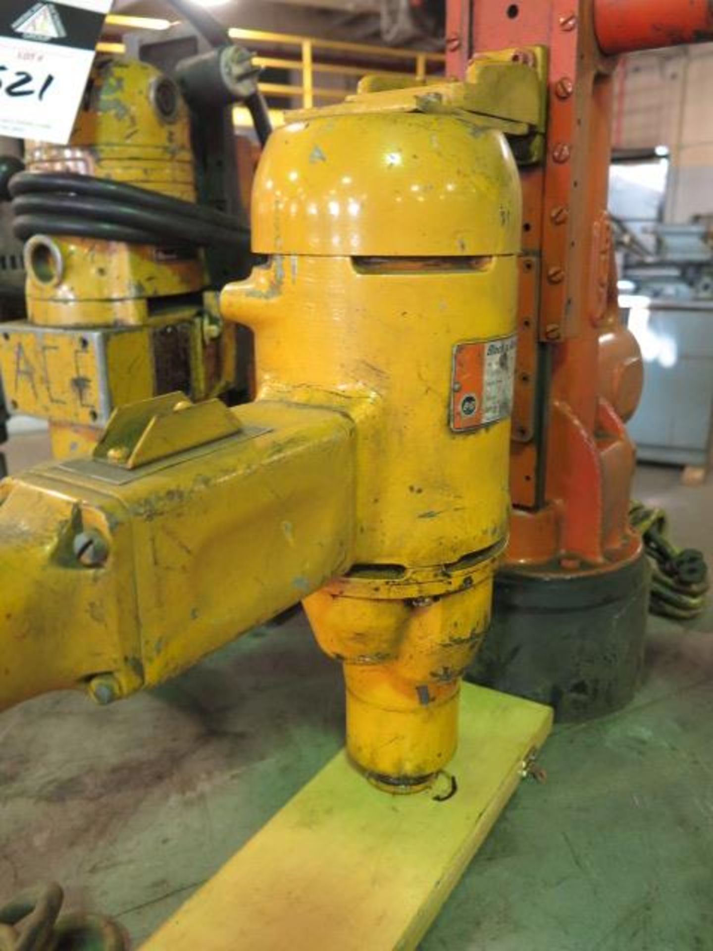 Bux Magnetic Base Drill (SOLD AS -IS - NO WARANTY)
