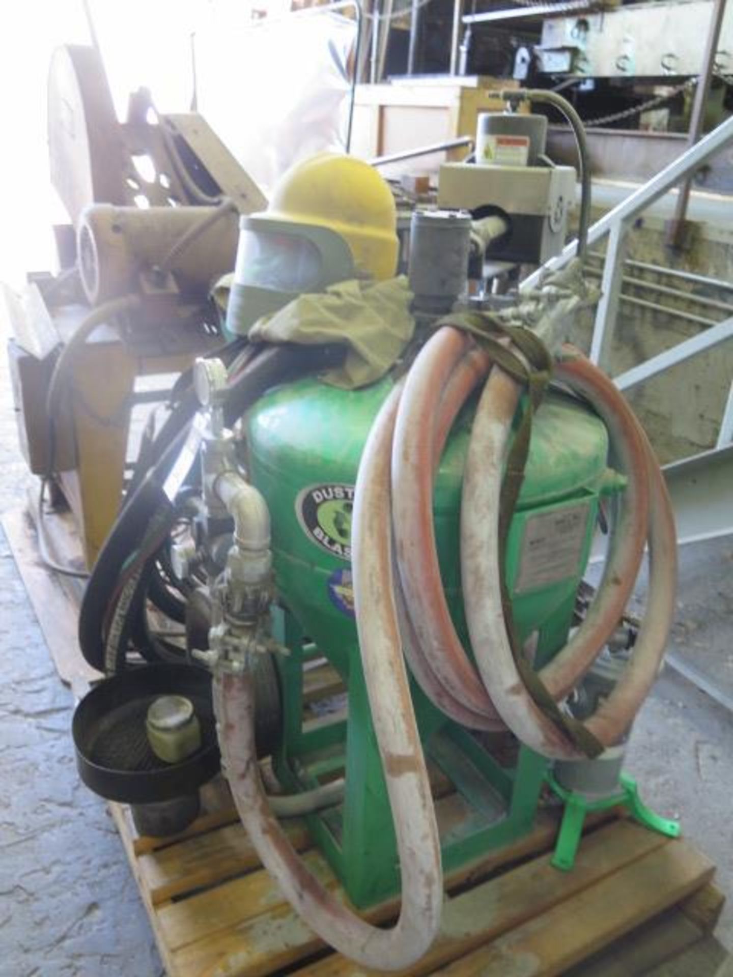 2020 Dustless Blasting mdl. DB500 Sand Blasting Pot s/n 27M20 w/ Gun ...
