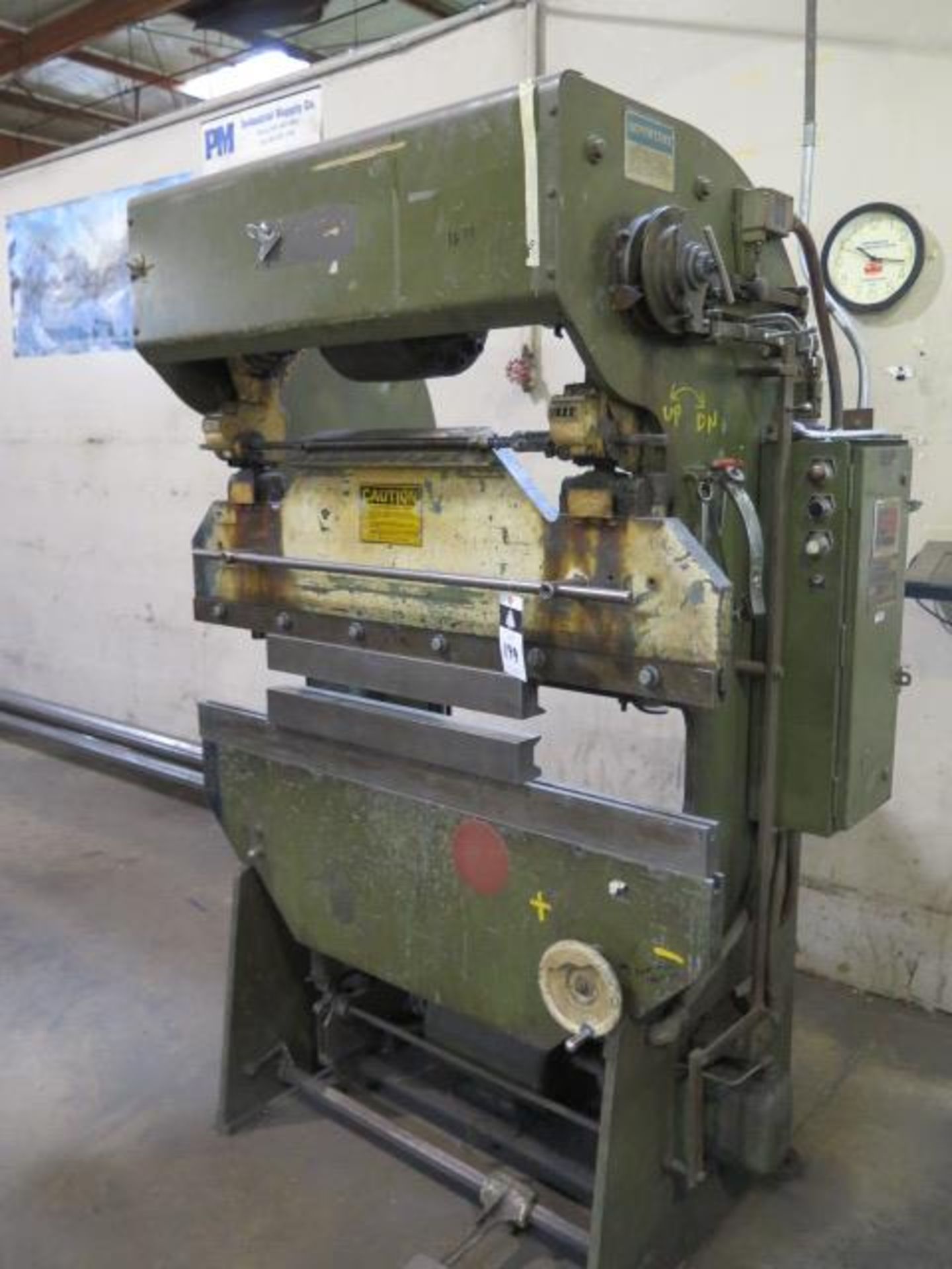 DiAcro 14-48-2 14GA x 48” Hydrapower Press Brake s/n 6820477132 w/ Dial ...
