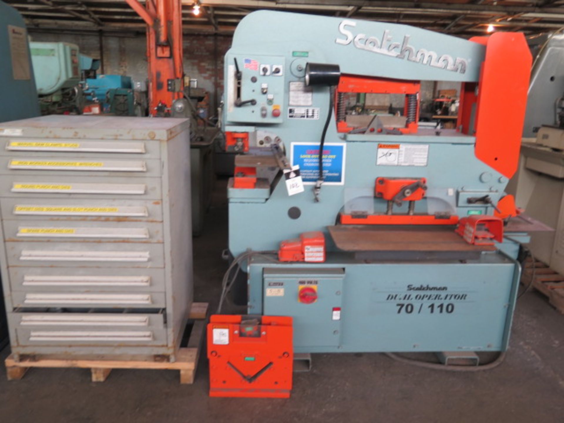 Scotchman D070-24M 70 Ton Hydraulic Ironworker s/n 1313M0306 w/ 1 3/8 ...