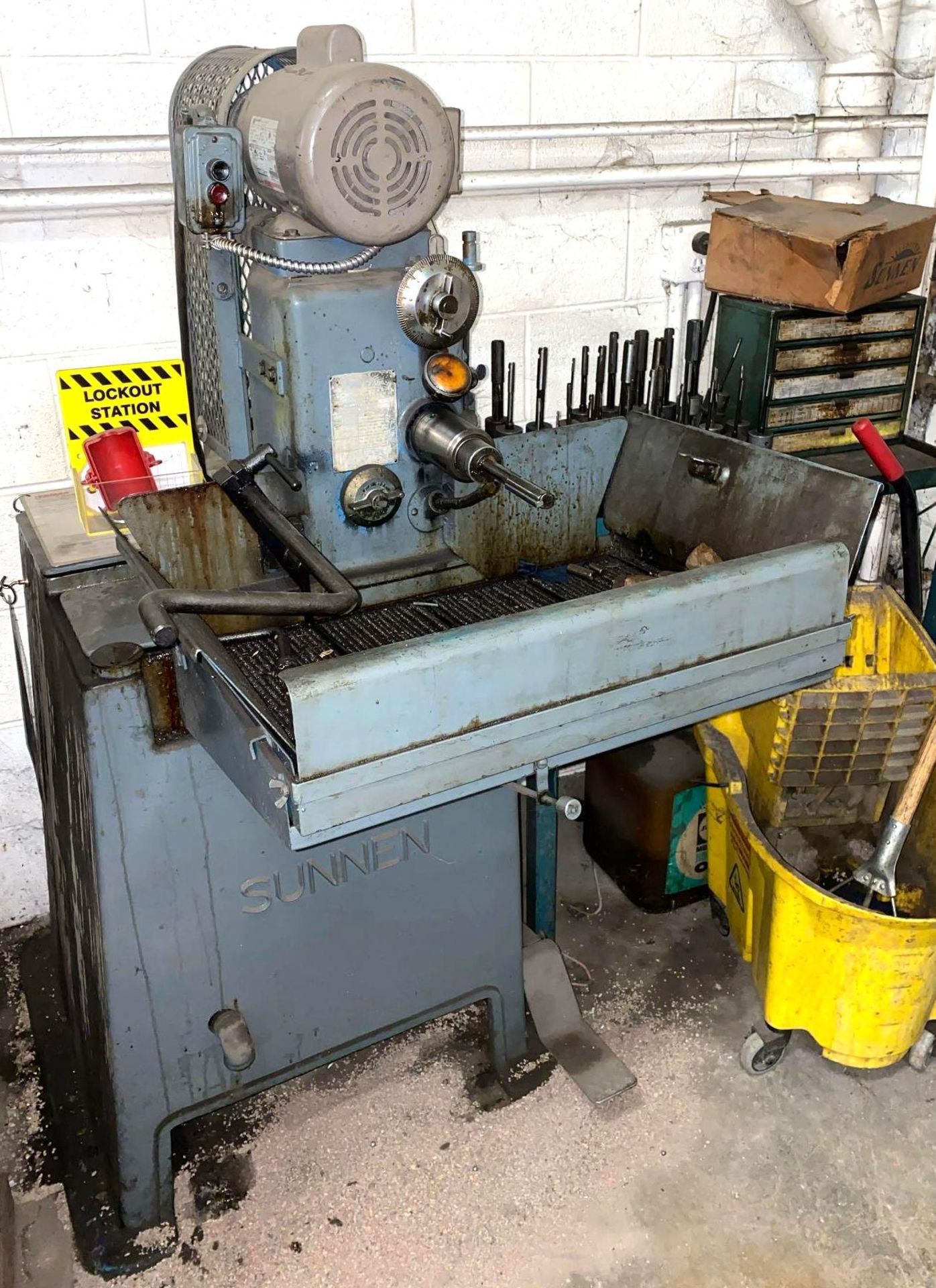 Location: St Joseph, MI Loading Fee: $120 Sunnen Horizontal Honing ...