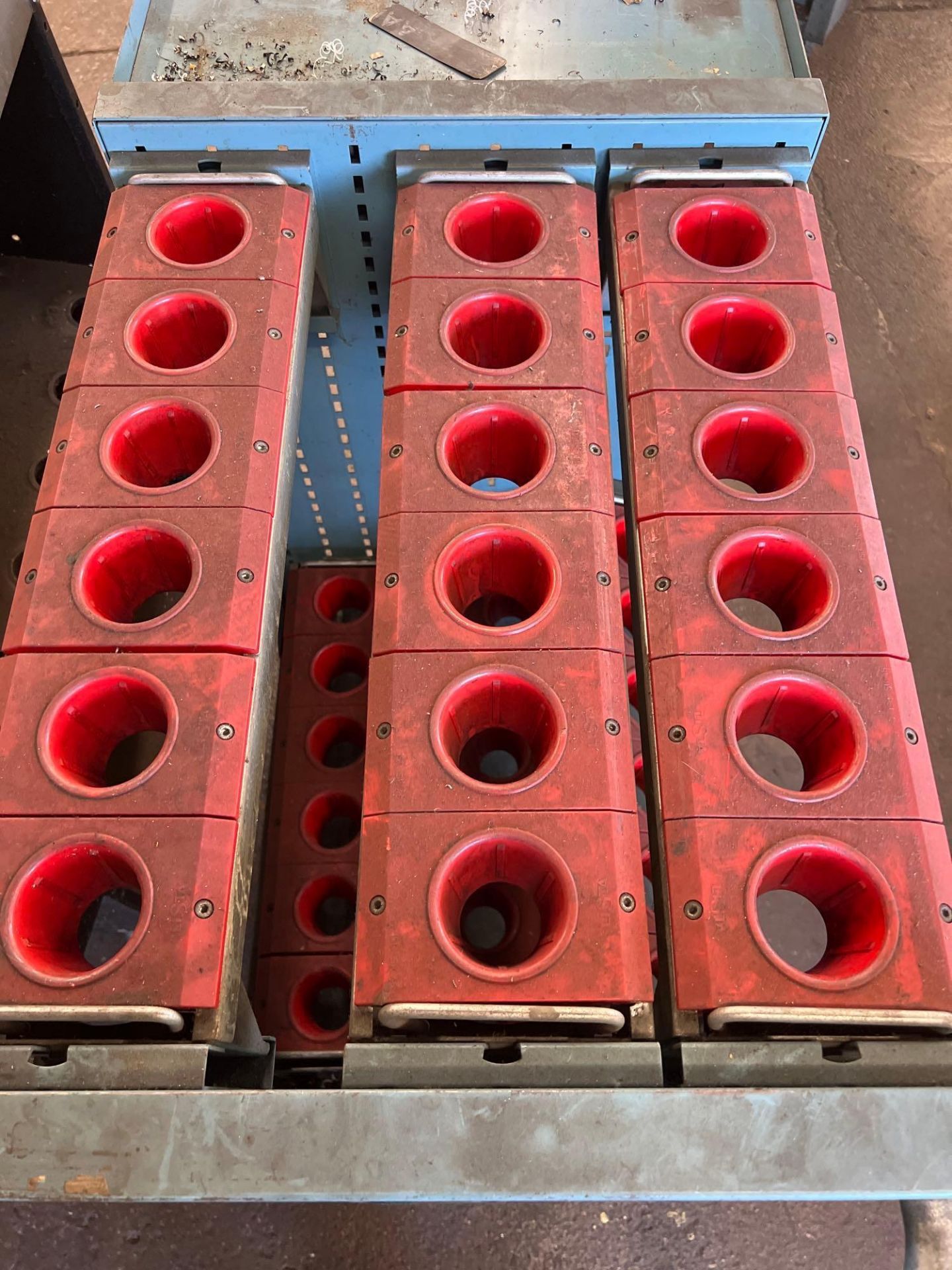 Loading Fee: $20 Lot of (2) Cat 40 Taper Carts Lista and Kennametal ...