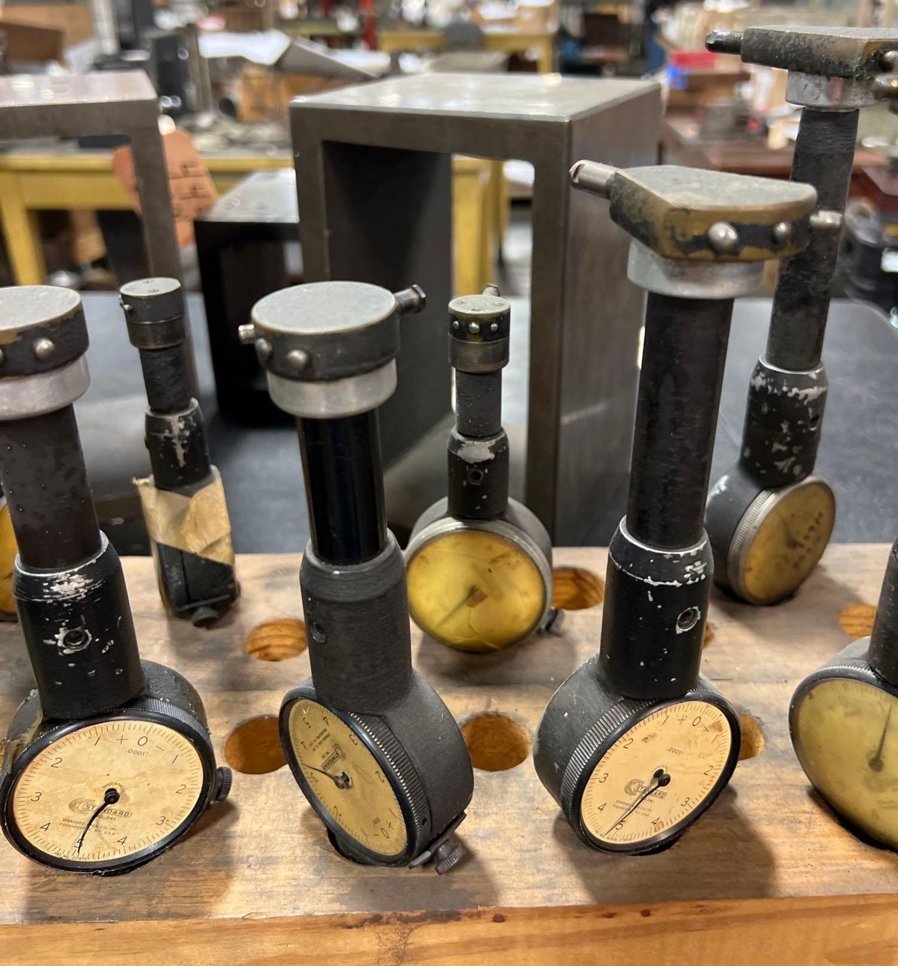 Lot of (18) Standard Dial Bore Gage Units