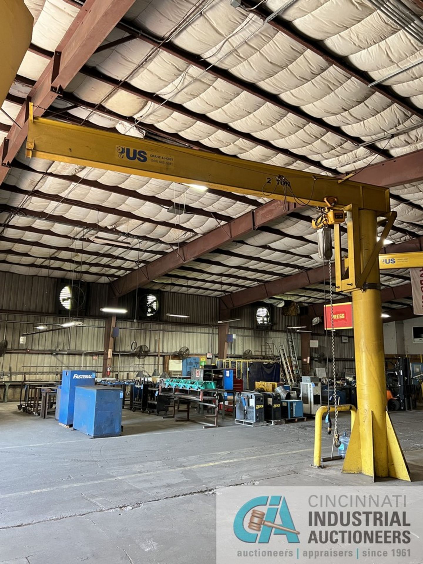 2 TON CAPACITY X 18' ARM US CRANE AND HOIST ROTATING JIB CRANE WITH 2 ...