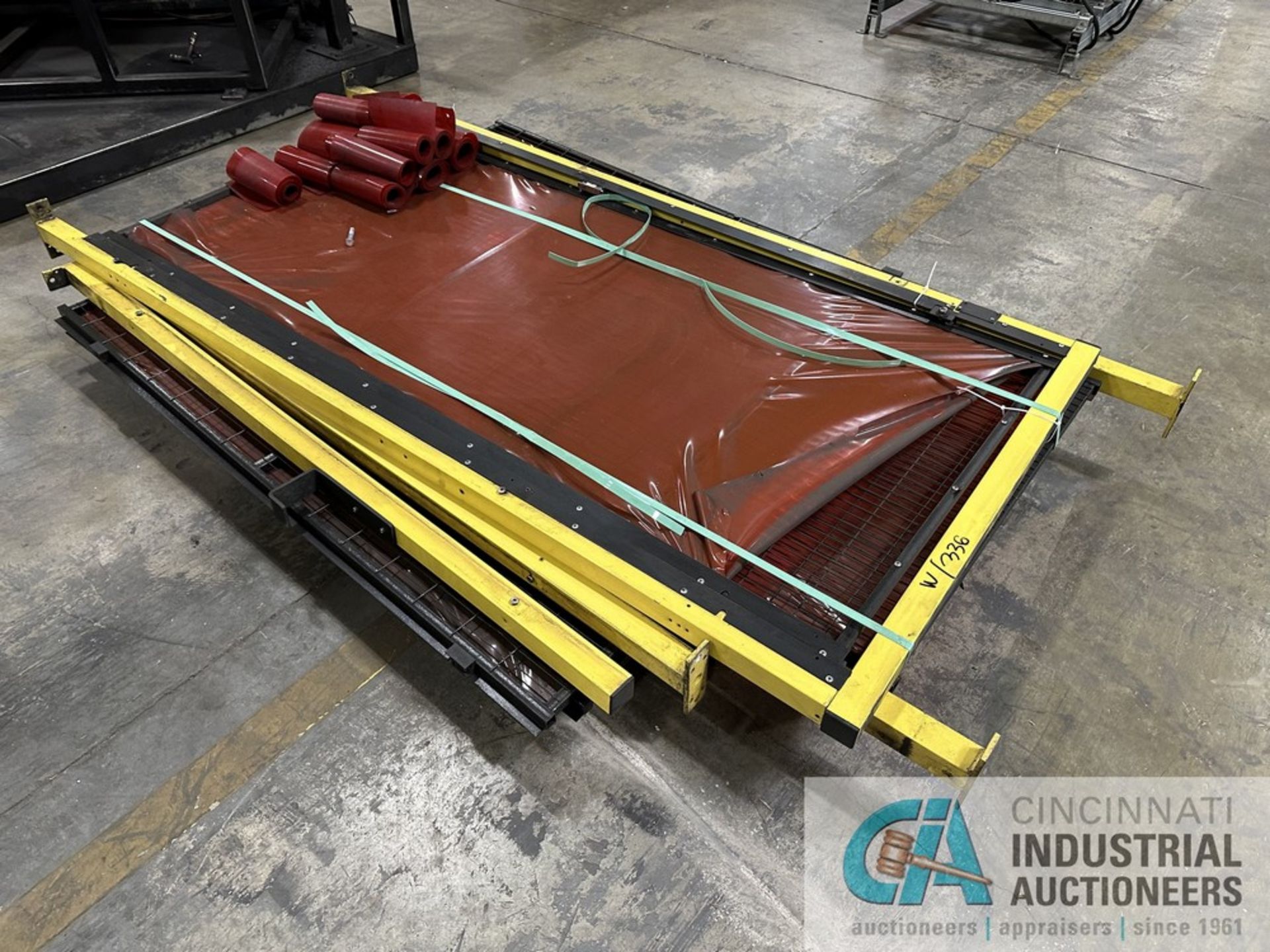 { Choice of lots: 335, 336, 337 } OTC WORKER AUTOMATION SINGLE-ROBOT ...