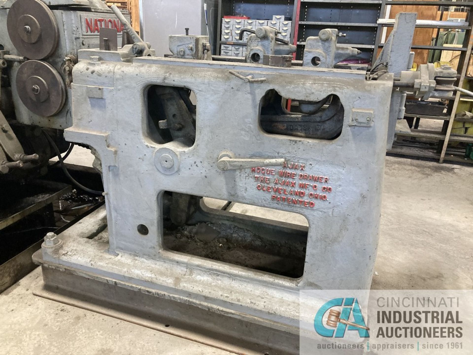 { Group of lots: 261, 262 } ****1/2" NATIONAL 4-DIE BOLT MAKER WITH ...
