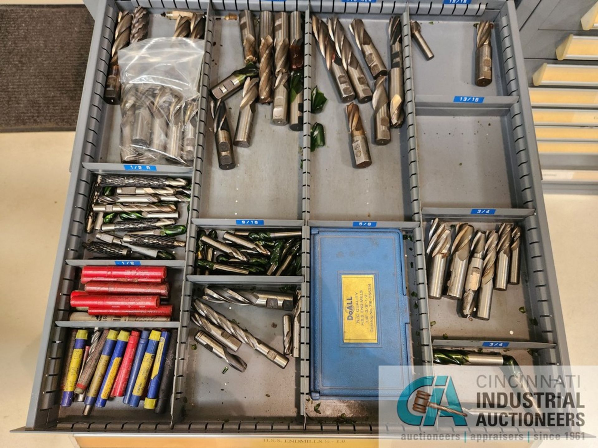 15-DRAWER STANLEY VIDMAR TOOLING CABINET W/ TAPS, DRILLS REAMERS, BALL ...