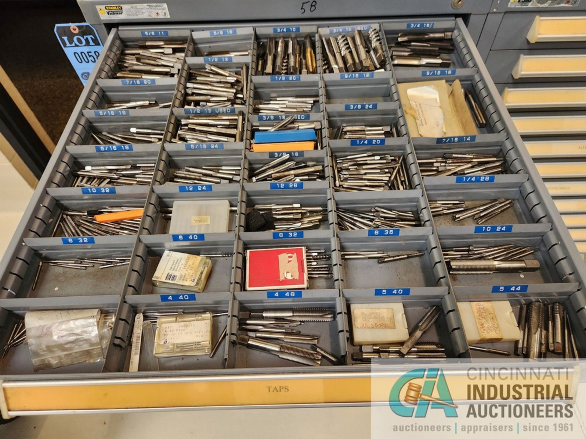 15-DRAWER STANLEY VIDMAR TOOLING CABINET W/ TAPS, DRILLS REAMERS, BALL ...