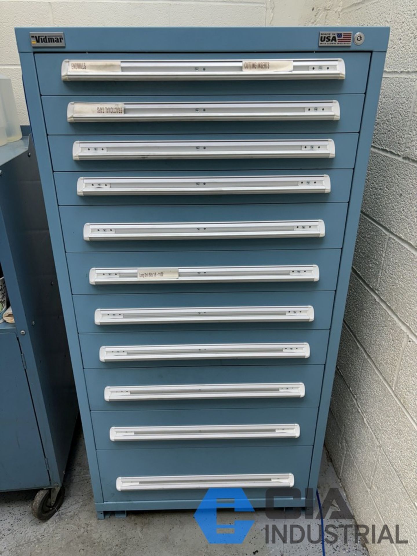 ELEVEN-DRAWER VIDMAR TOOLING CABINET AND CONTENTS WITH ENDMILLS ...