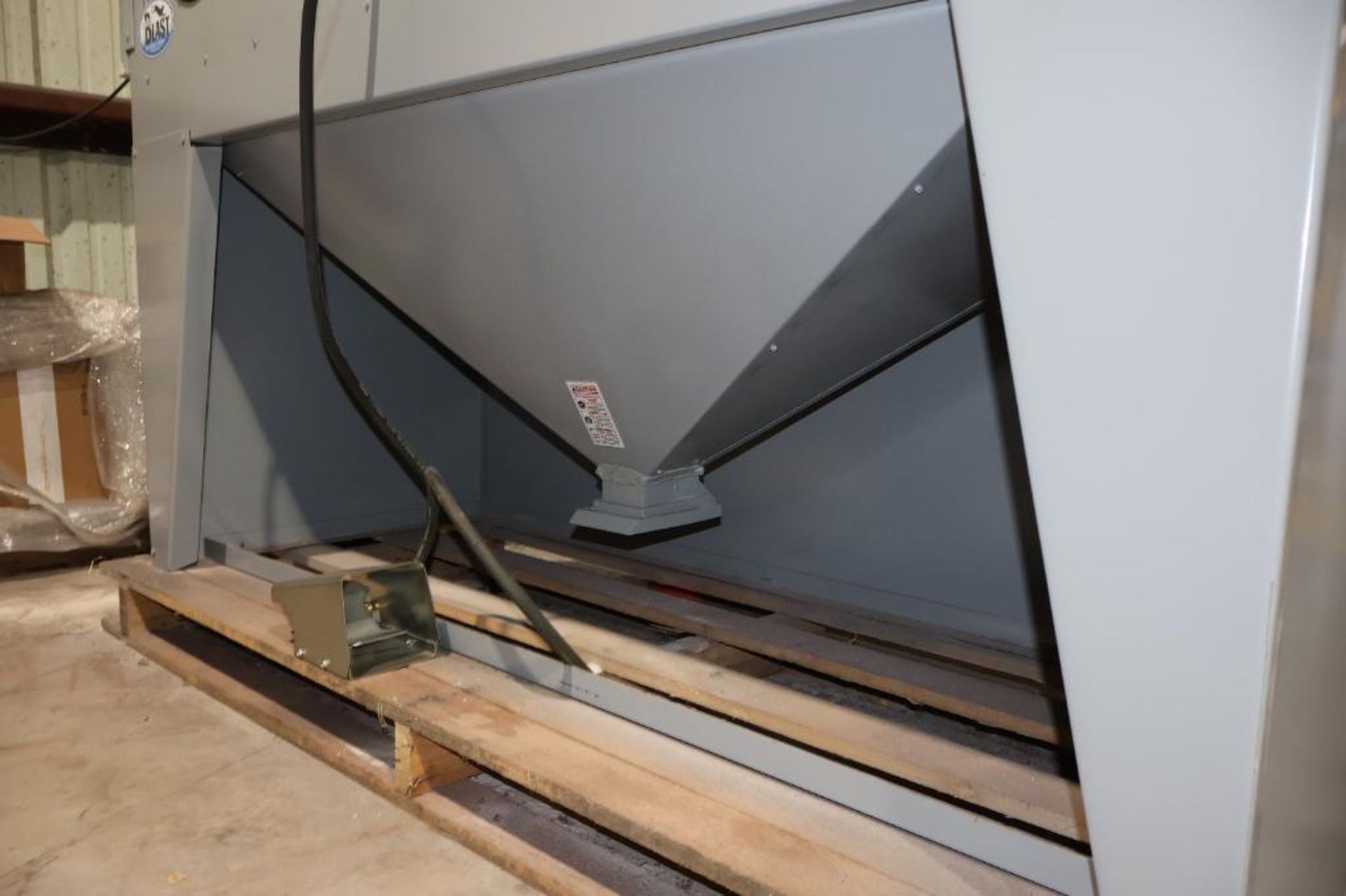 Skat Blast 2872 sand blast cabinet The Skat Blast TP Tools USA 2872 is ...