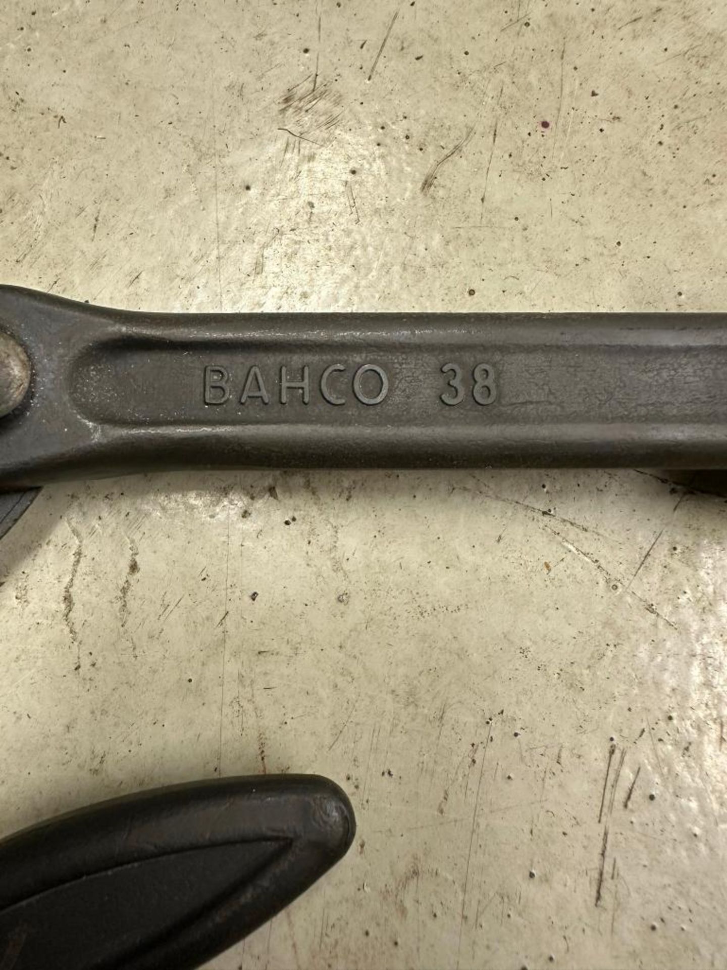 Bahco 38 nail remover