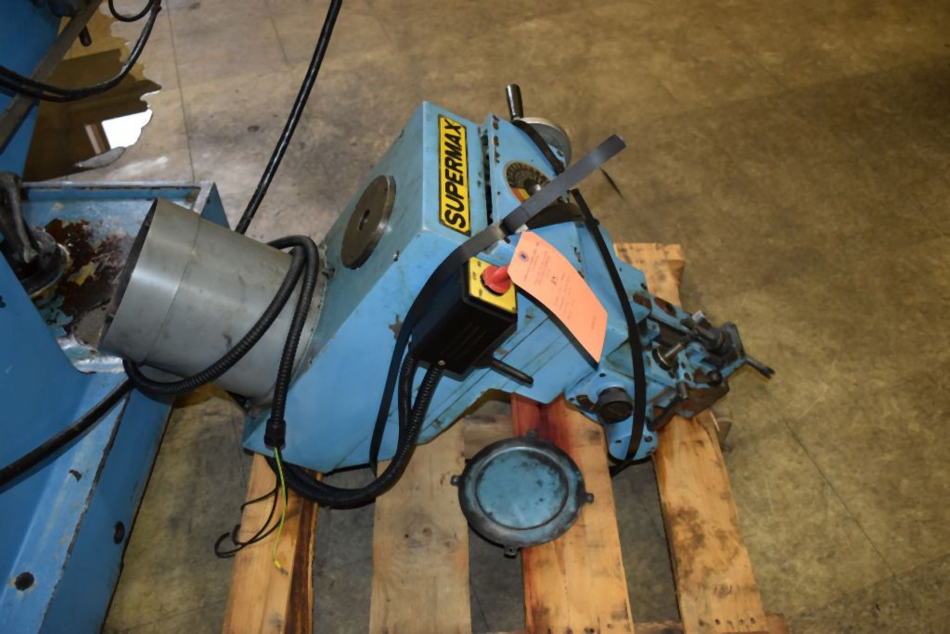 SUPERMAX HEAD USED ON VCM-16VS VERTICAL MILL - PARTS ONLY