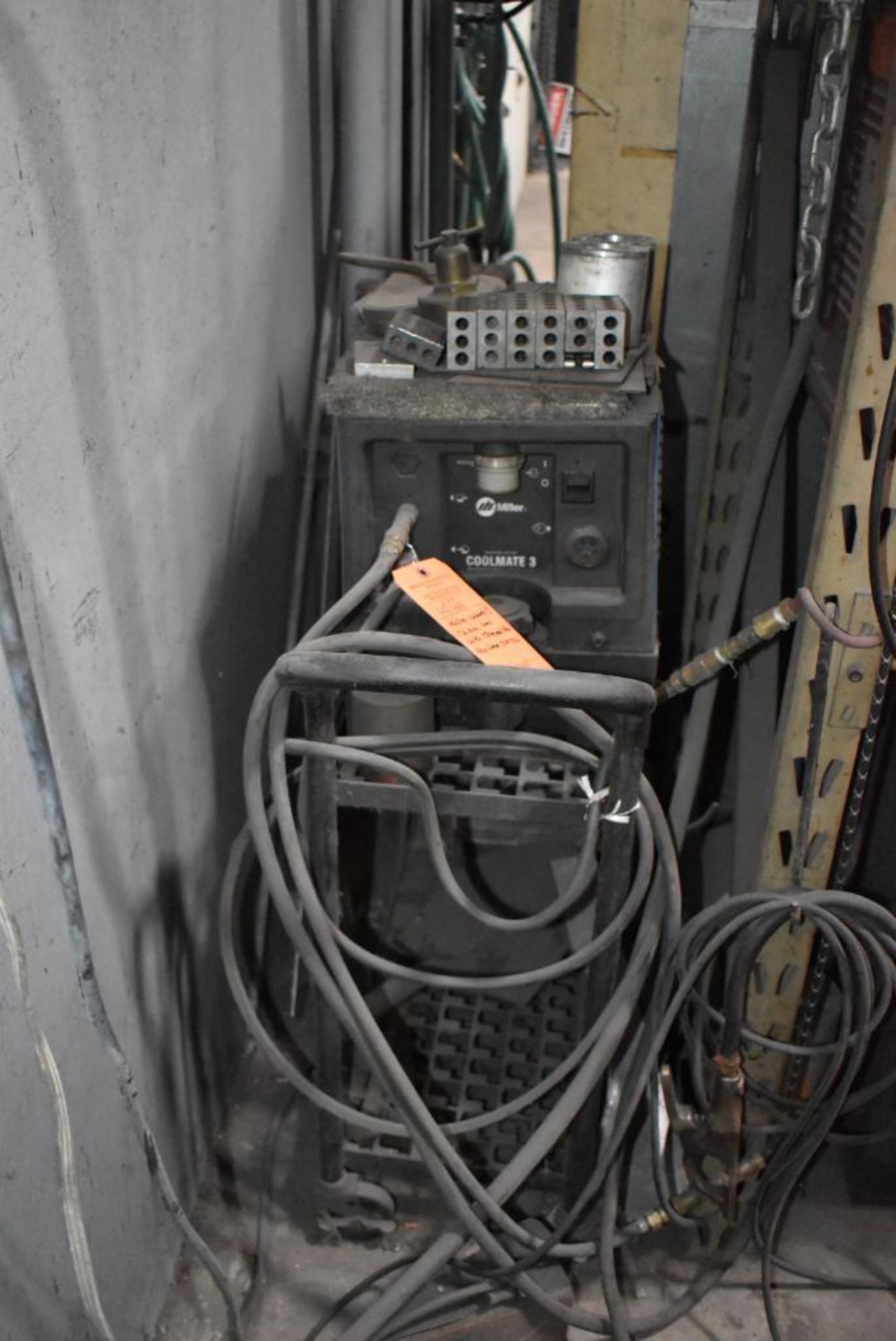 THERMAL ARC PROWAVE 300TSW TIG WELDER WITH MILLER COOLMATE 3 CHILLER