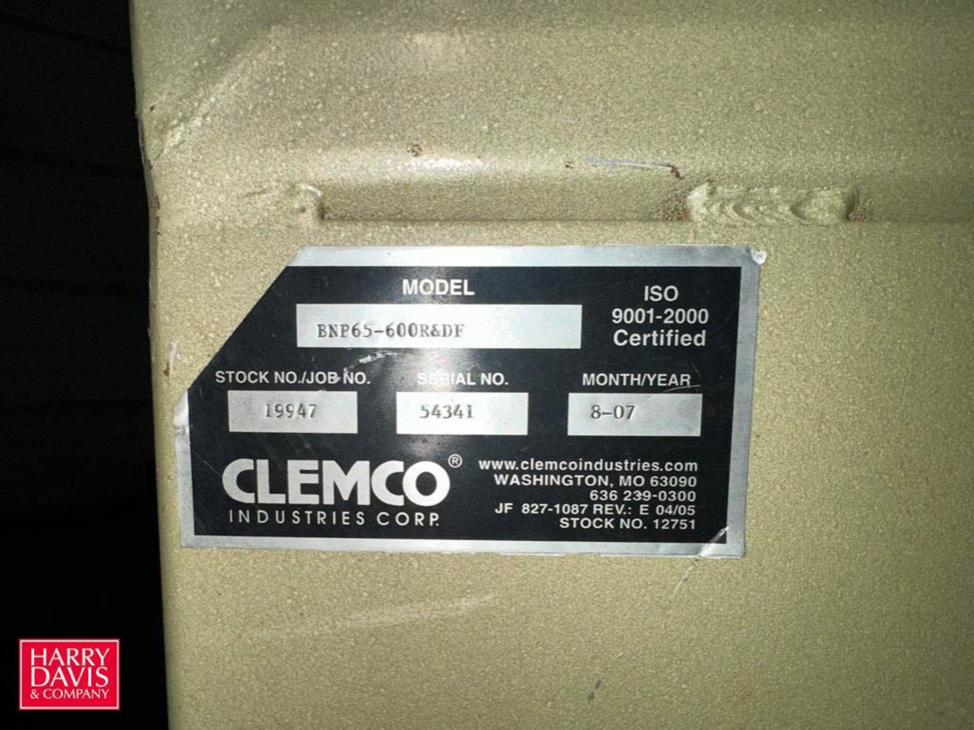 Clemco Sand Blast Cabinet , Model: BNP65-600R8DF , S/N: 54341 - Rigging ...