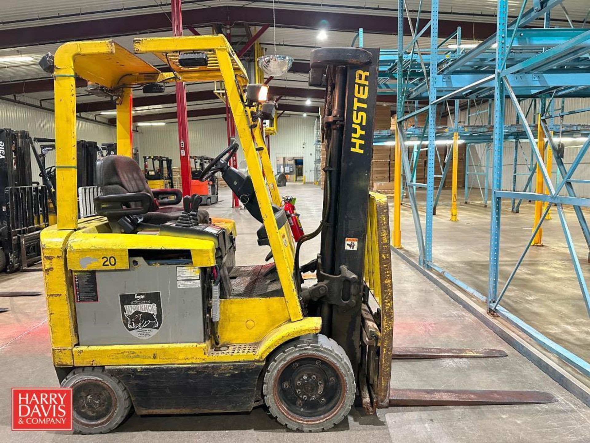 Hyster 4,950 LB Capacity 36 Volt Electric Fork Truck, Model: E50XM-27 ...