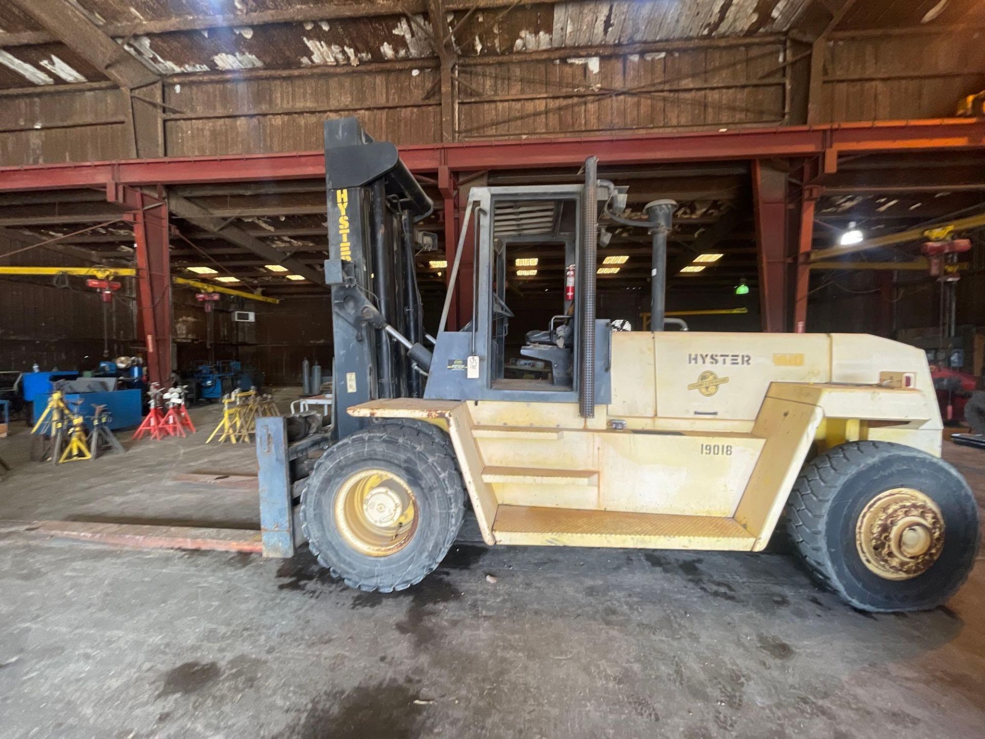 36,000 Lb. Hyster Forklift Model H360XL Diesel Forklift, 2175 hours on ...